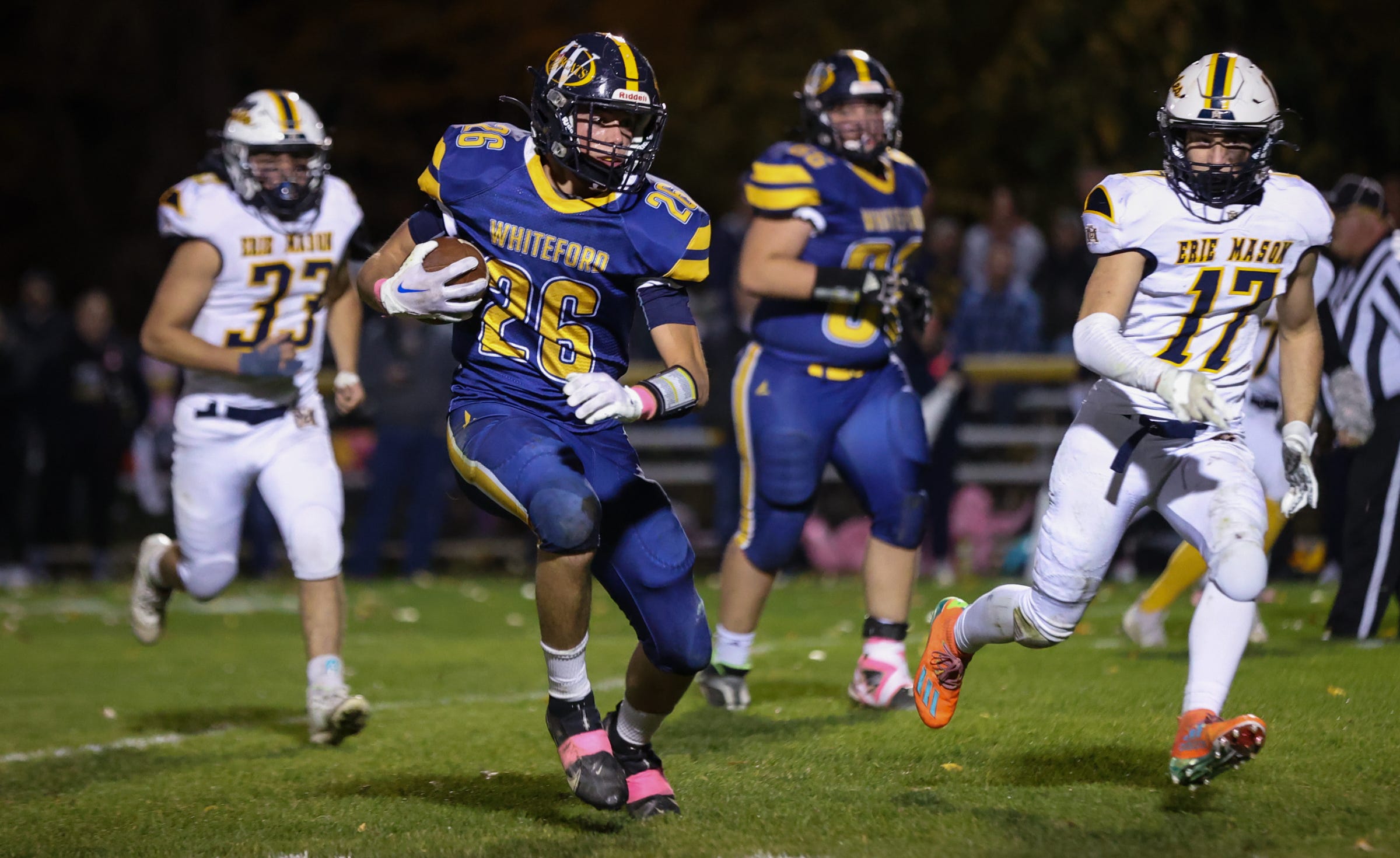 Whiteford grinds out 465 rushing yards in clinching outright TCC title