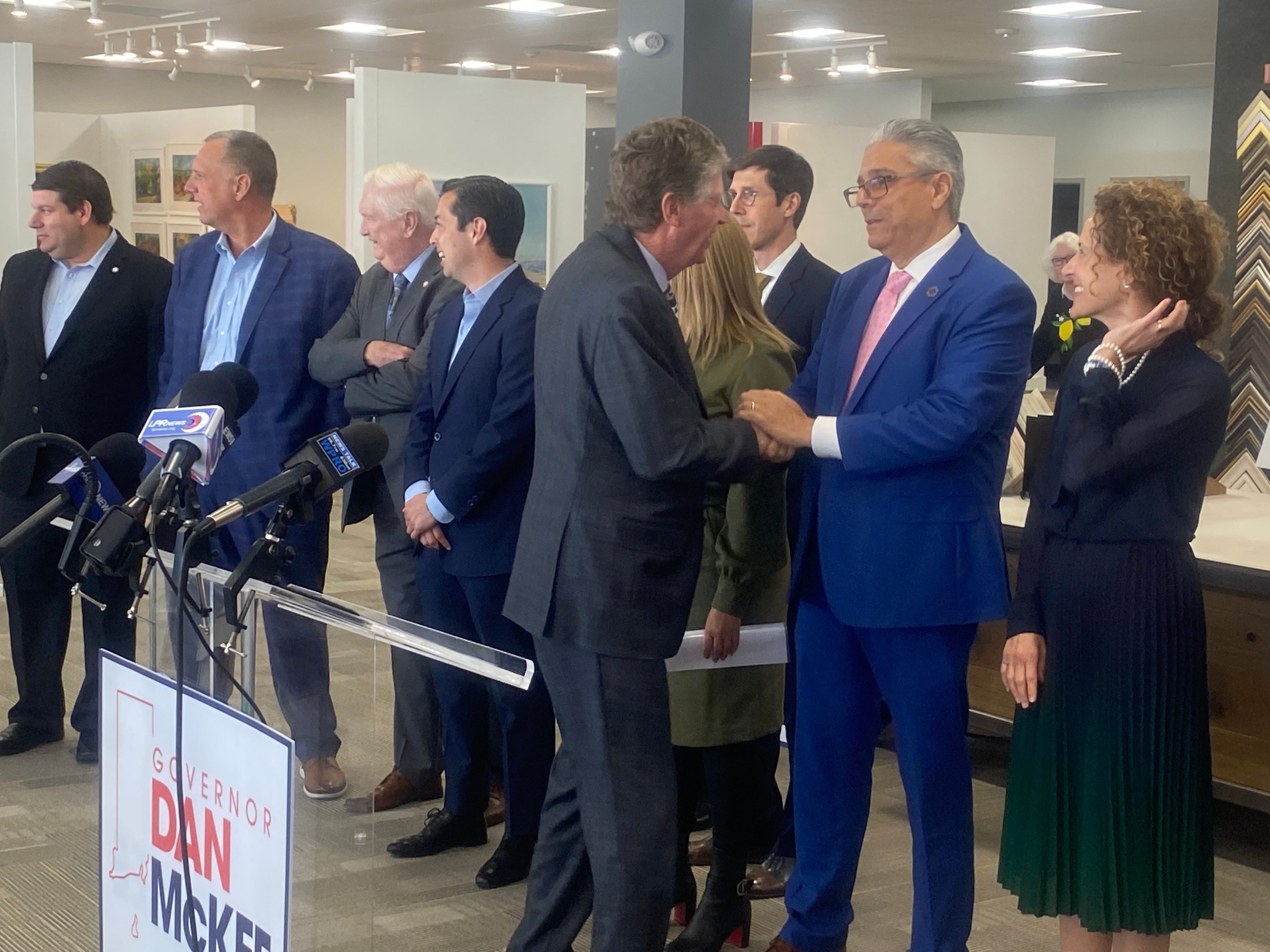 Gov. Dan McKee wins strong support from Rhode Island mayors