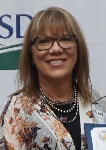 Angie Beck's Instagram, Twitter & Facebook on IDCrawl