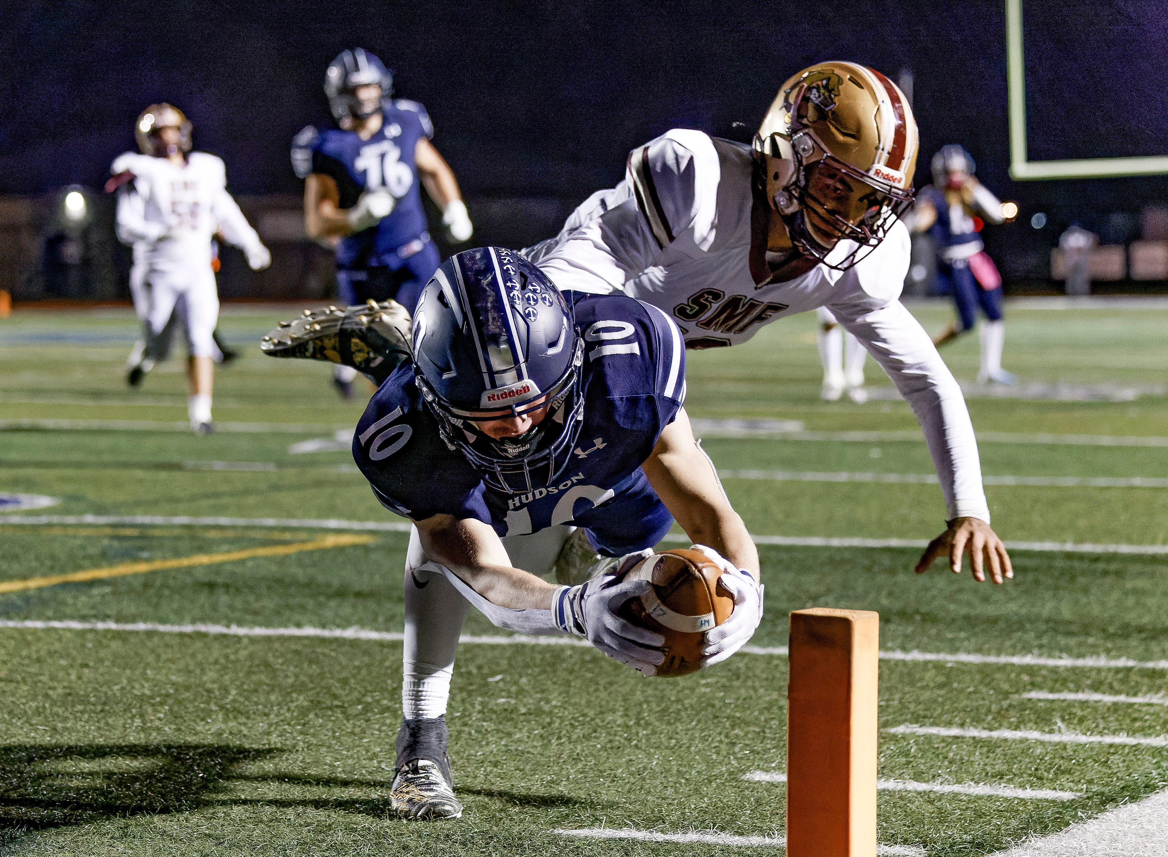 Hudson carries momentum into OHSAA Division II playoffs