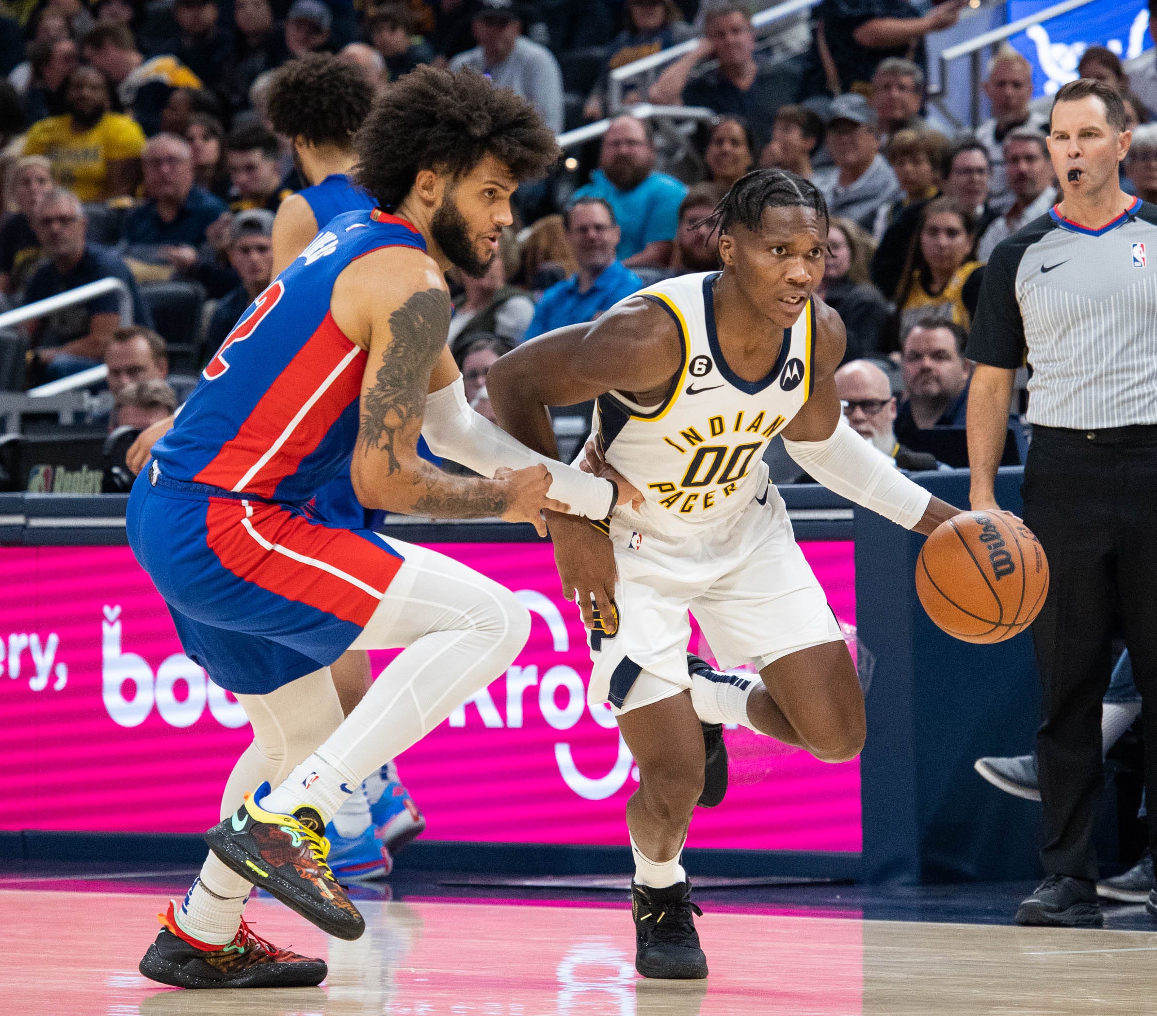 Pistons looking for balance between first and second units