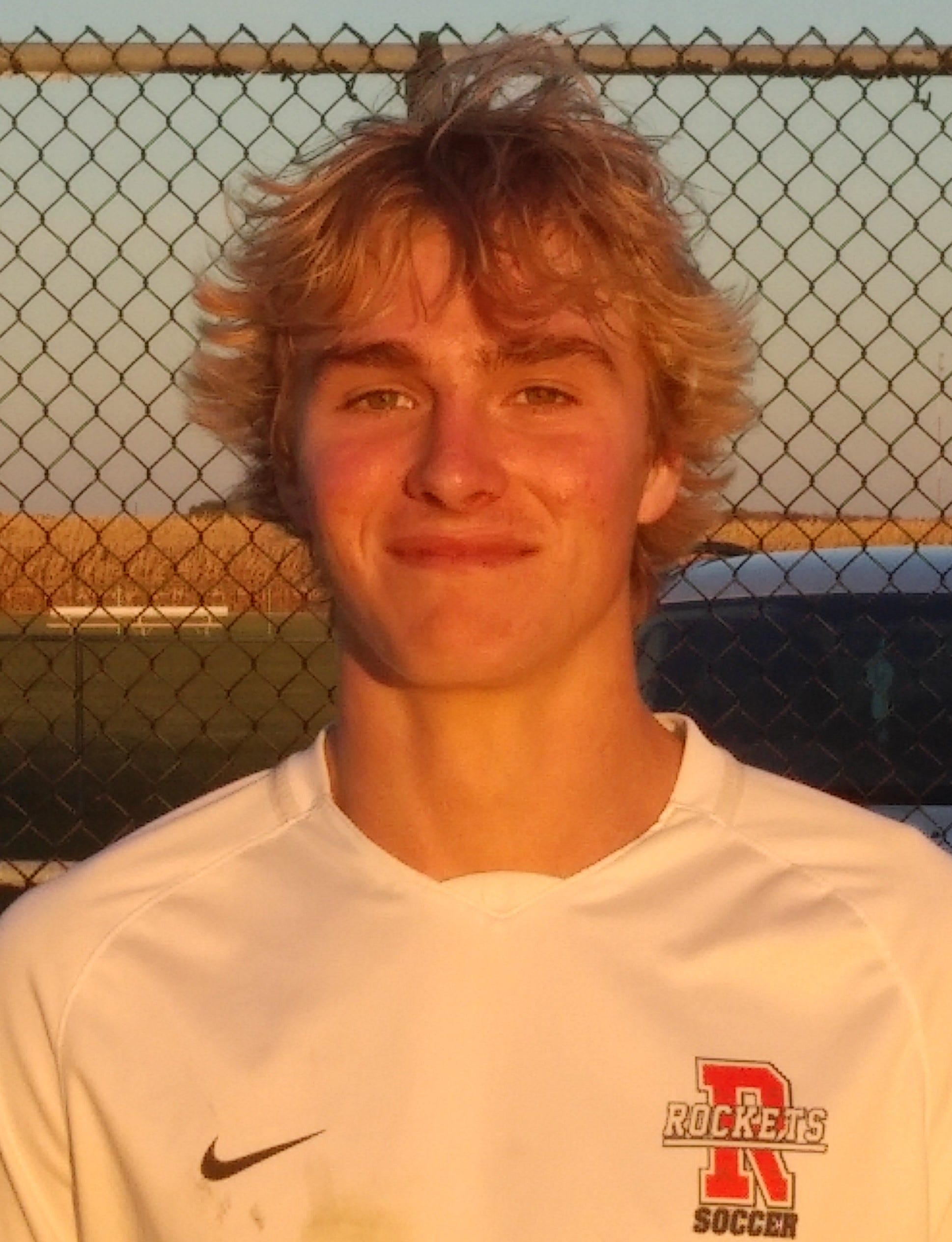 IHSA soccer: Rochester, Glenwood will meet in sectional championship