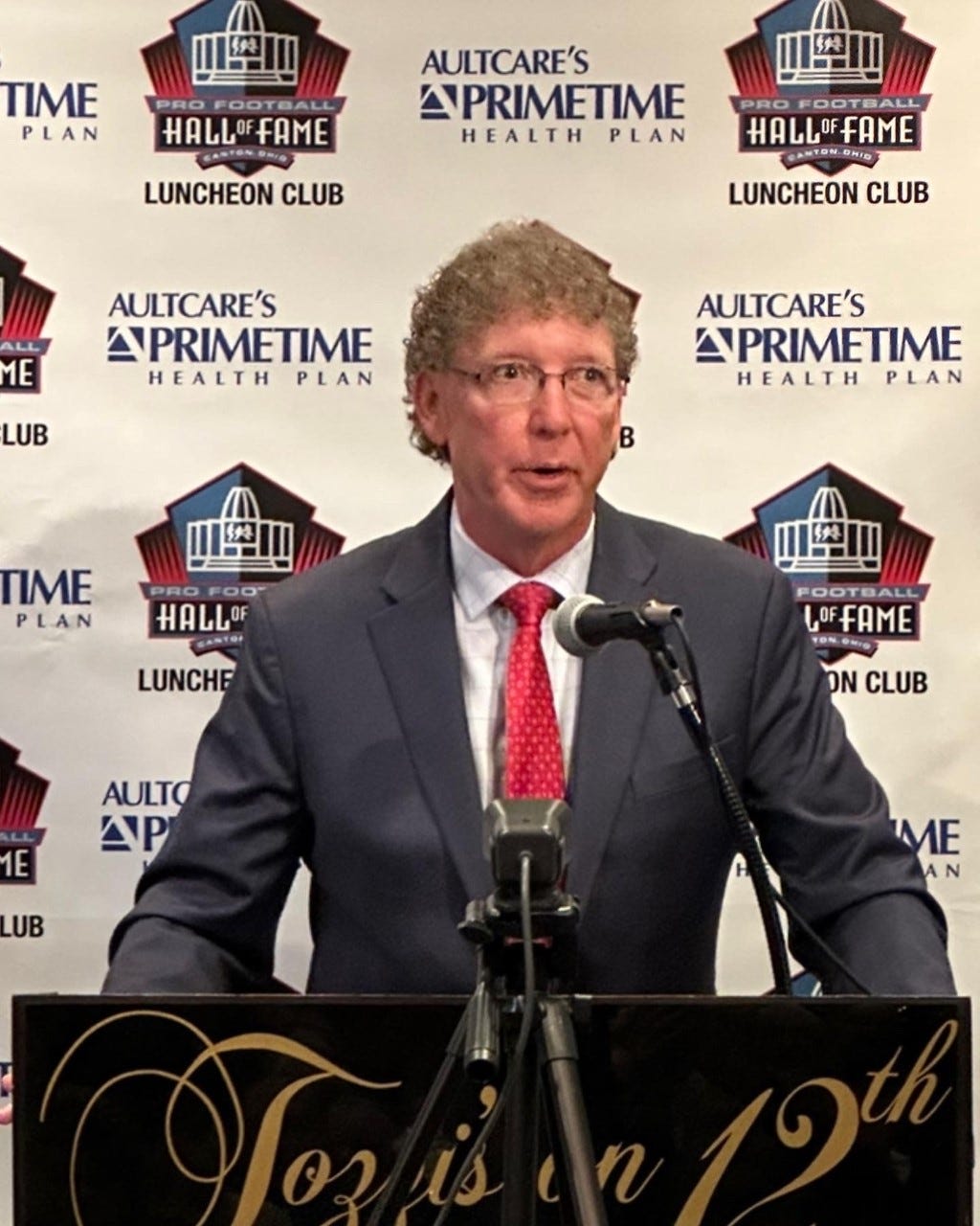 Rob Dewolf talks baseball, Sandy Alomar at Hall of Fame Luncheon Club