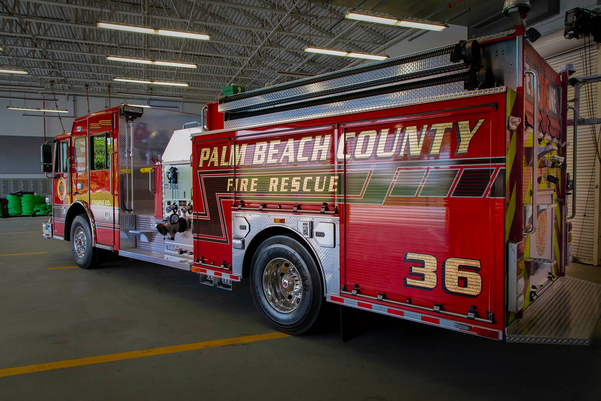 Jupiter, Palm Beach County Fire Rescue still apart on contract costs