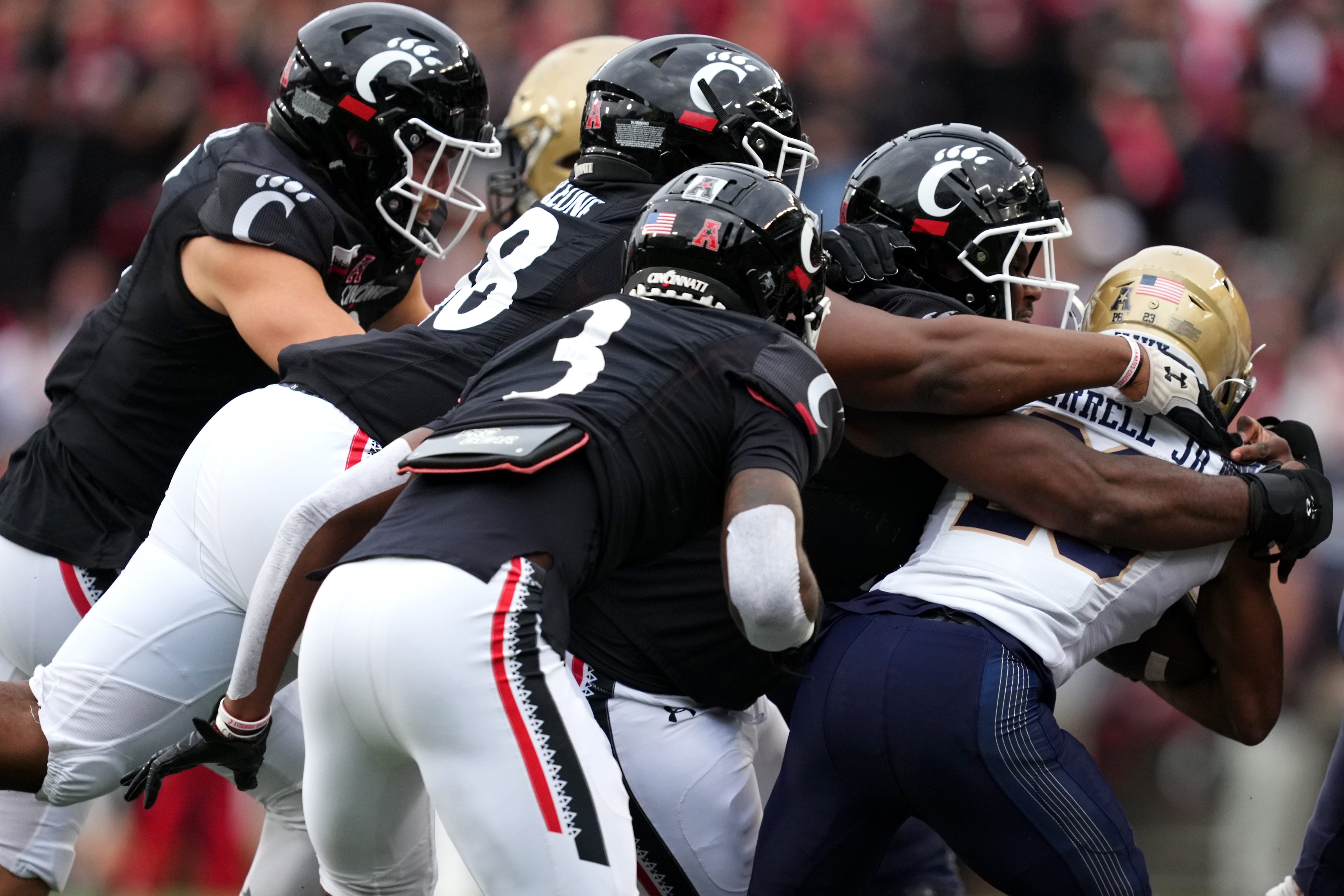 Cincinnati football: Tyler Scott, Bearcats sink Navy Midshipmen