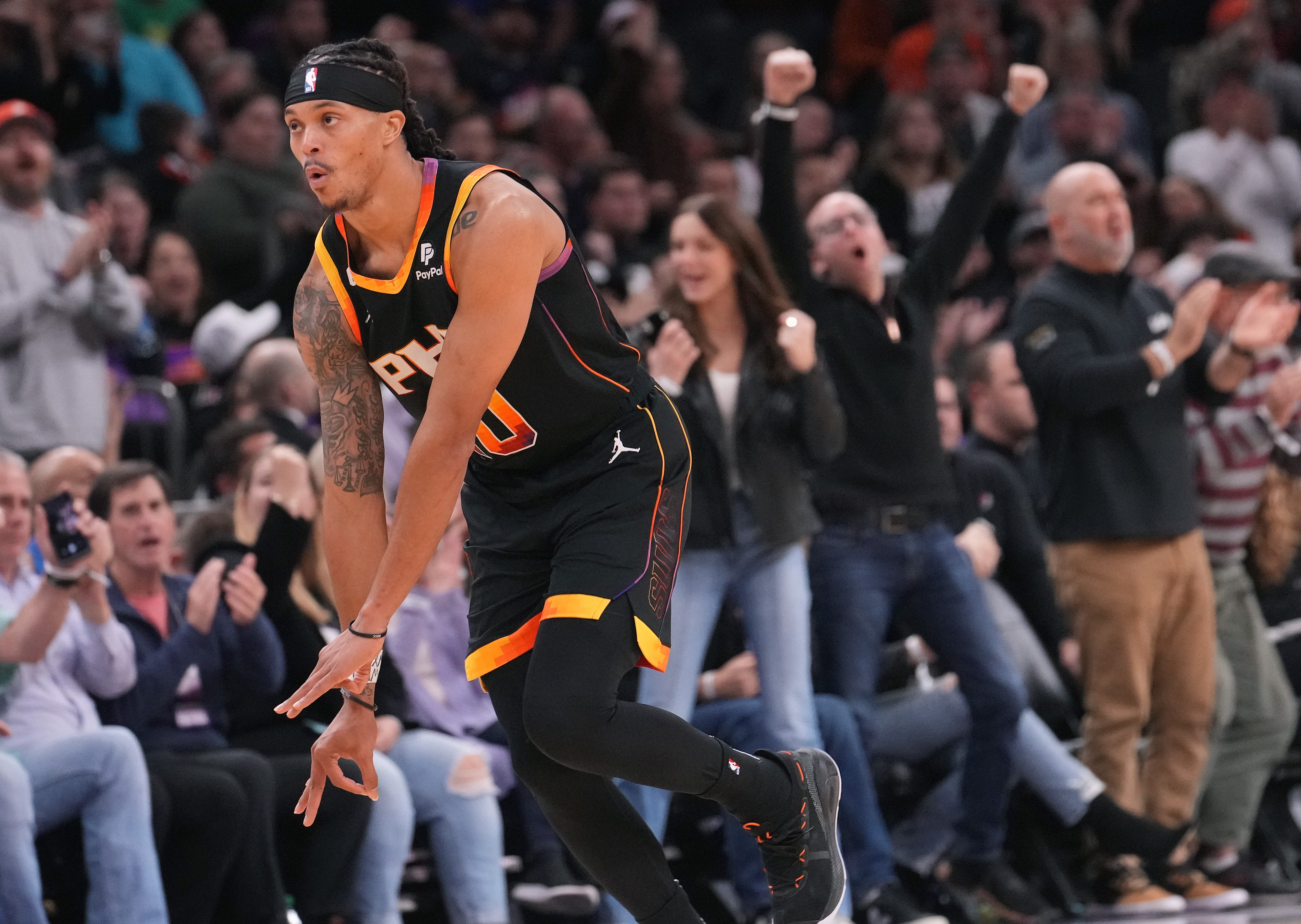 Corner 3 home destination for Phoenix Suns wing Damion Lee