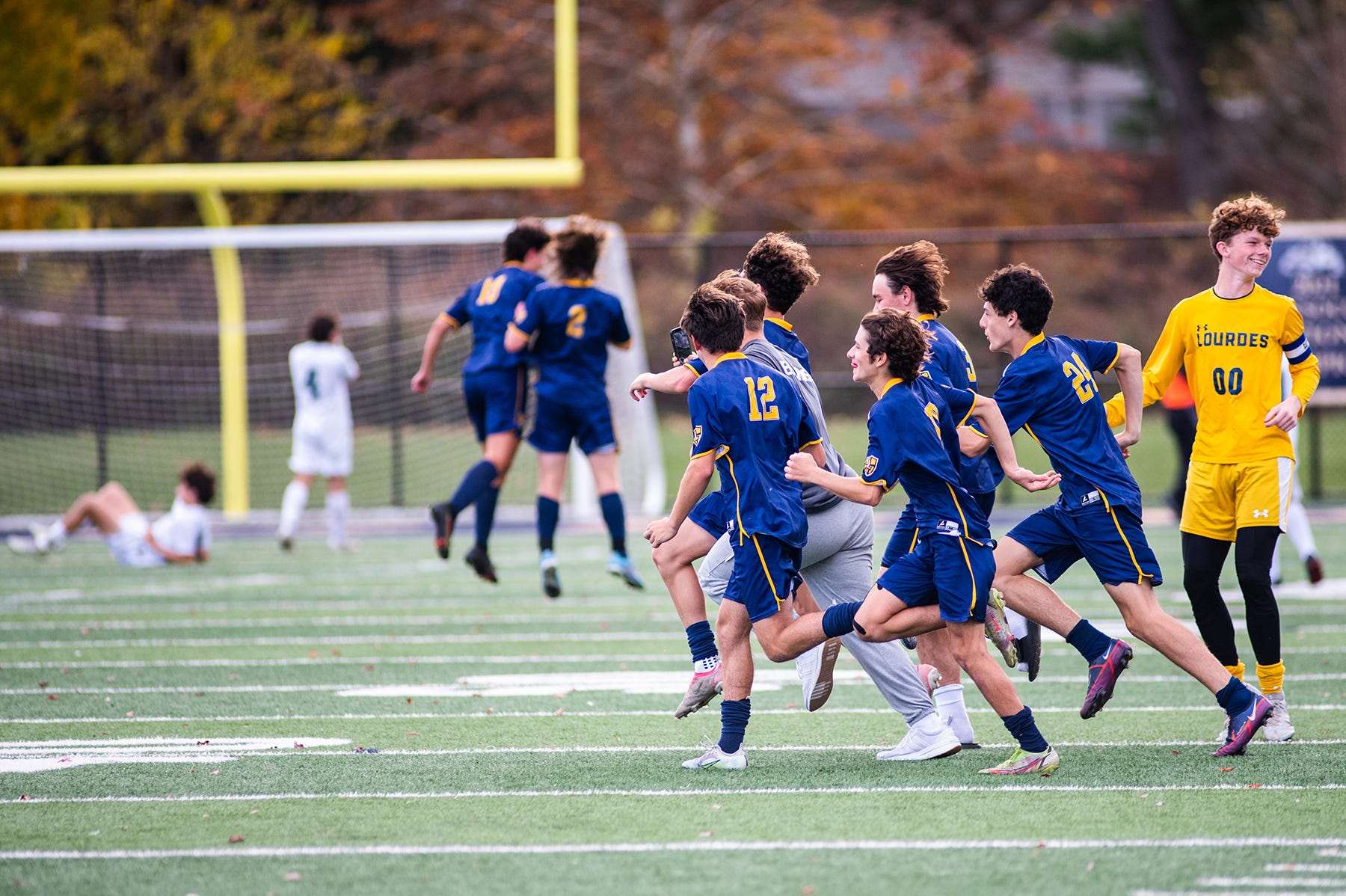 Boys soccer: Lourdes shuts out Carle Place to reach states