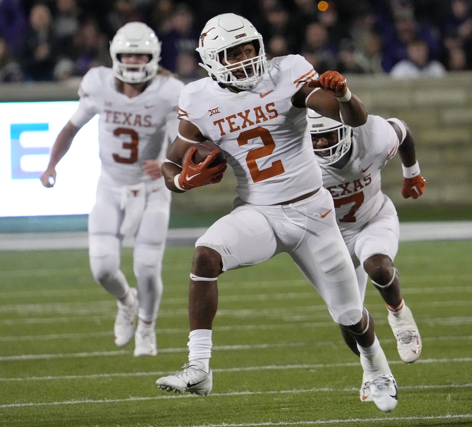 Texas gets a season-turning win over Kansas State: Top takeaways