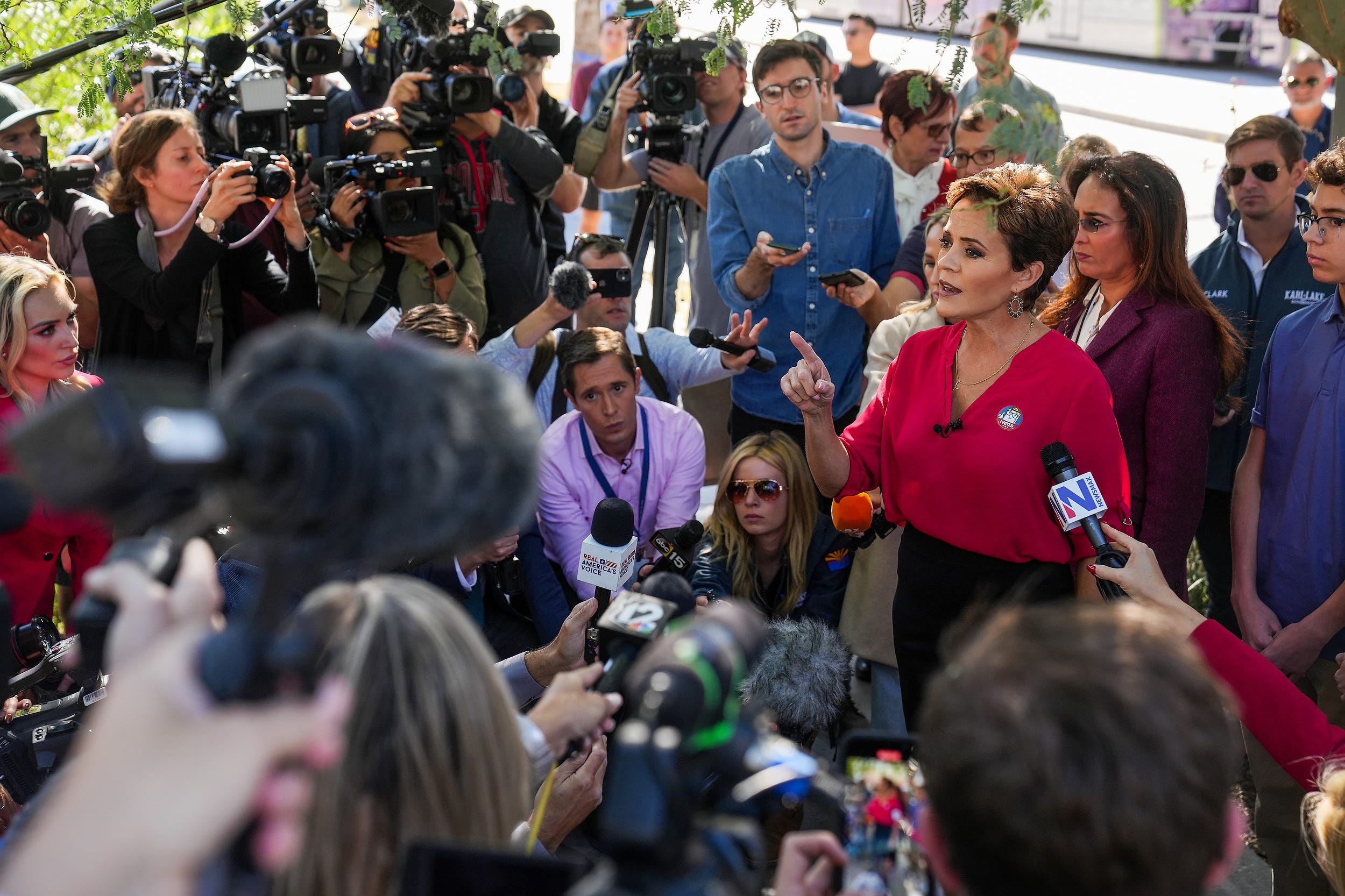 How Fox News, CNN and CBS covered election night 2022