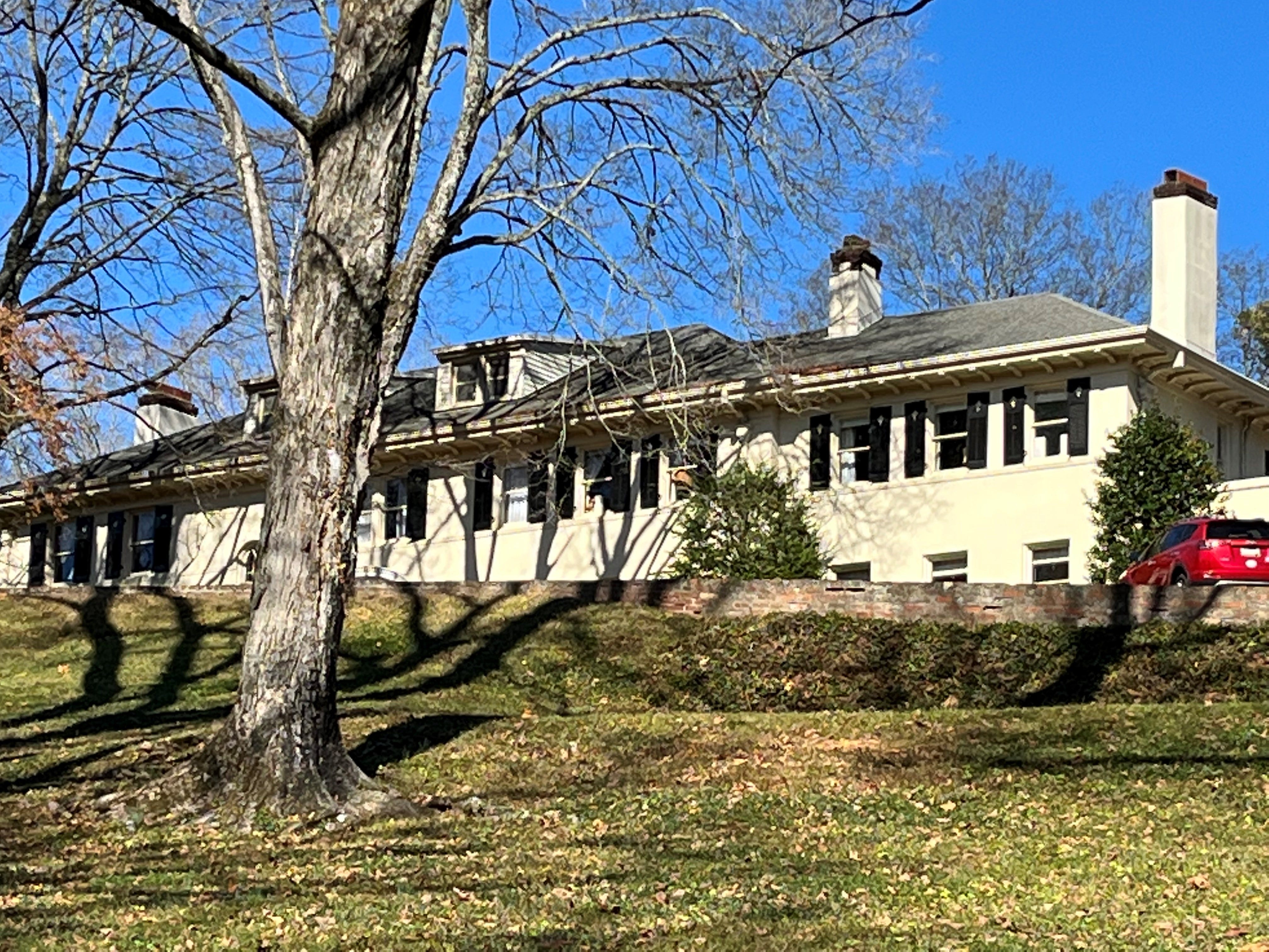 Turner Howard Jr. home in Sequoyah Hills for sale after decades