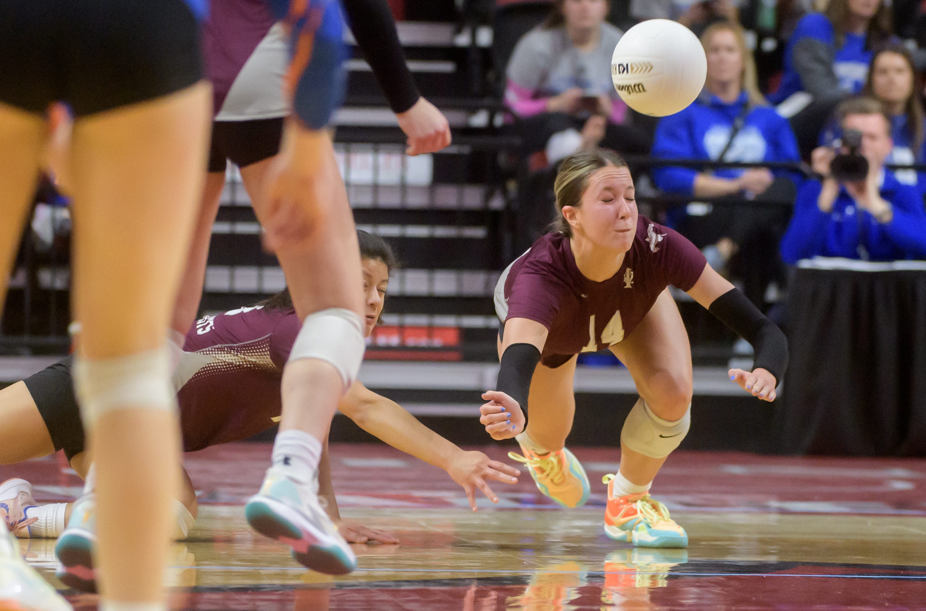 IHSA volleyball state finals: IVC takes 2A third place vs. Freeburg