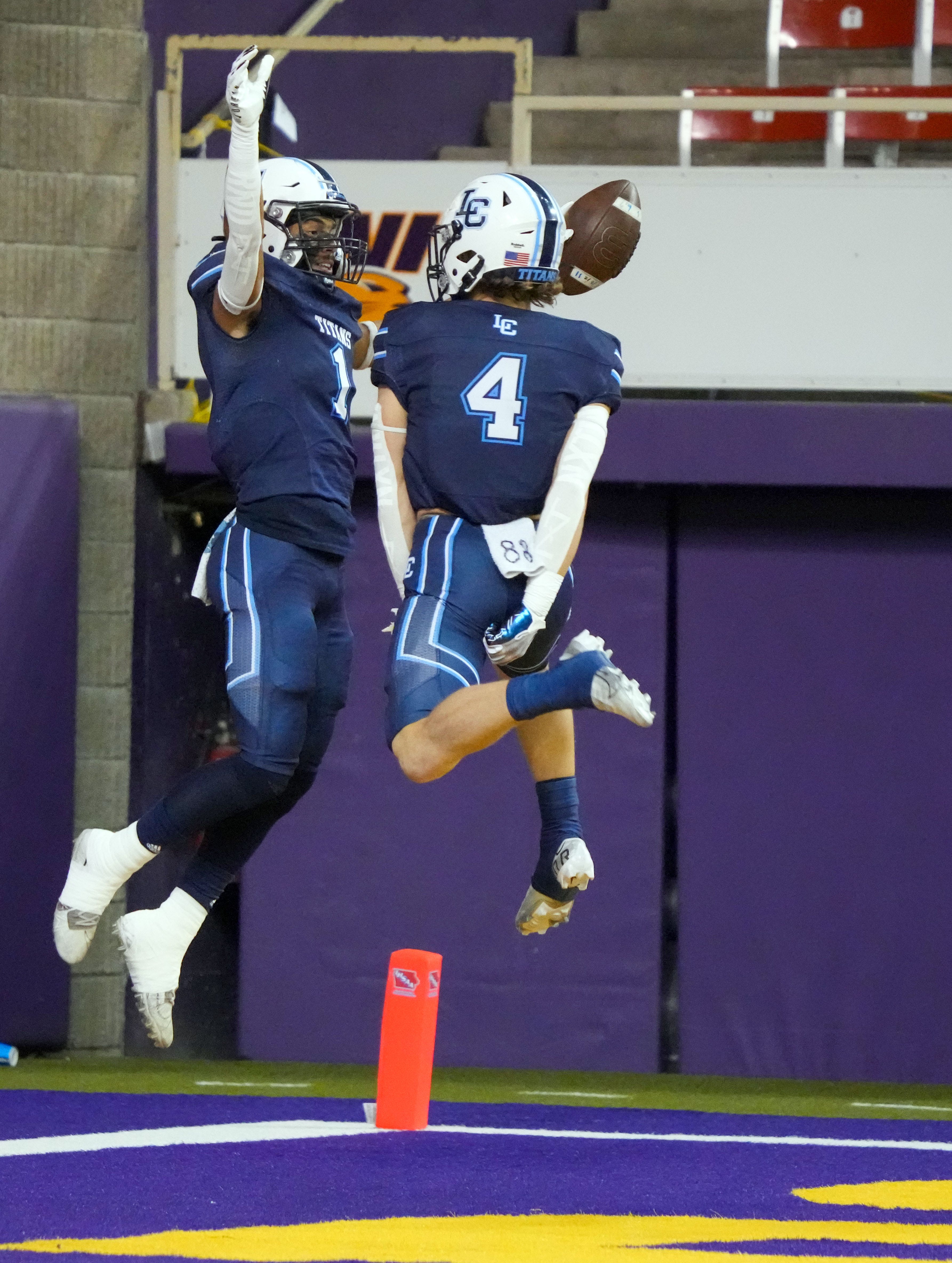 Lewis Central beat Carlisle 42-21 in the Class 4A semifinals on ...