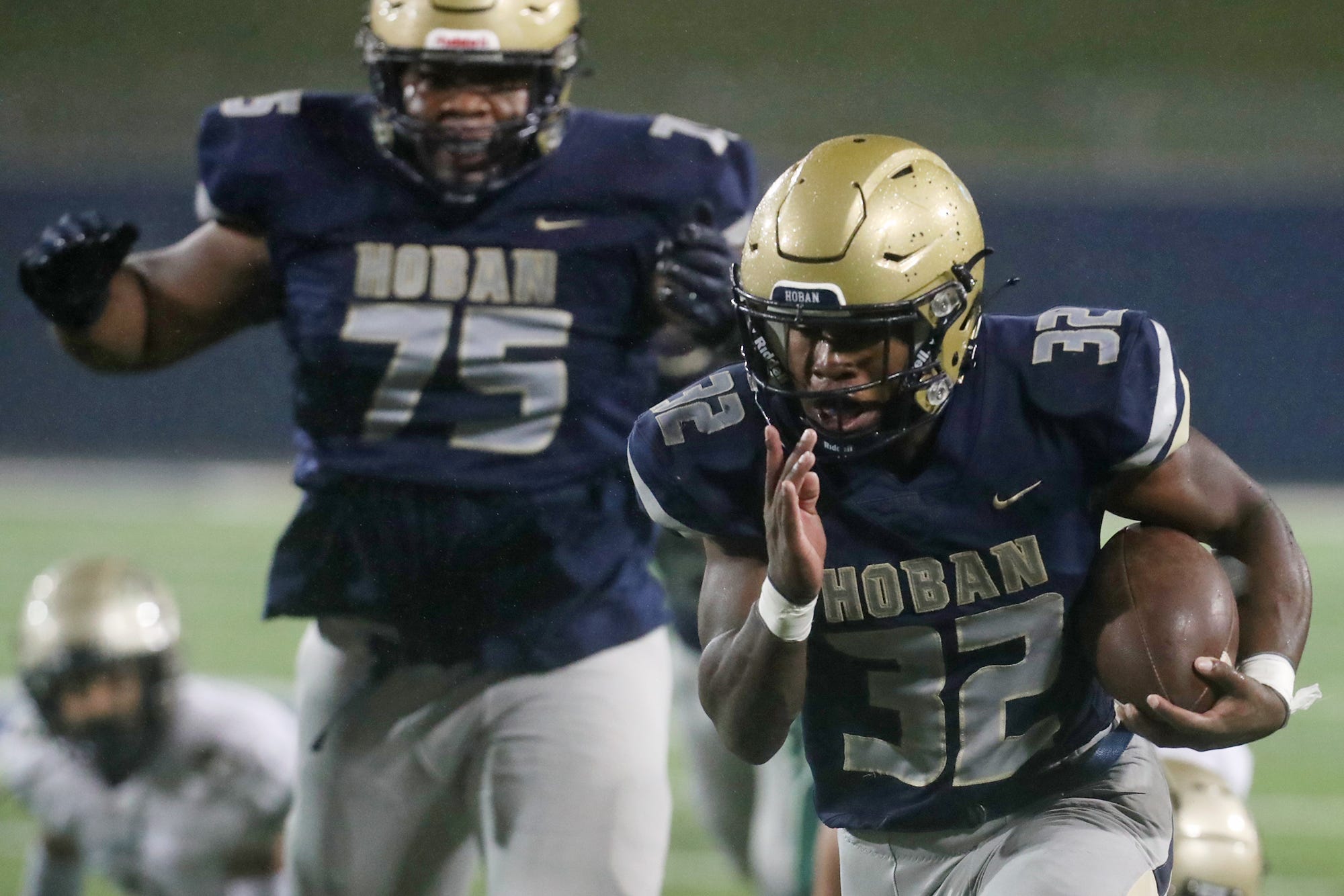 Hoban's offensive line sets tone for big run to state final