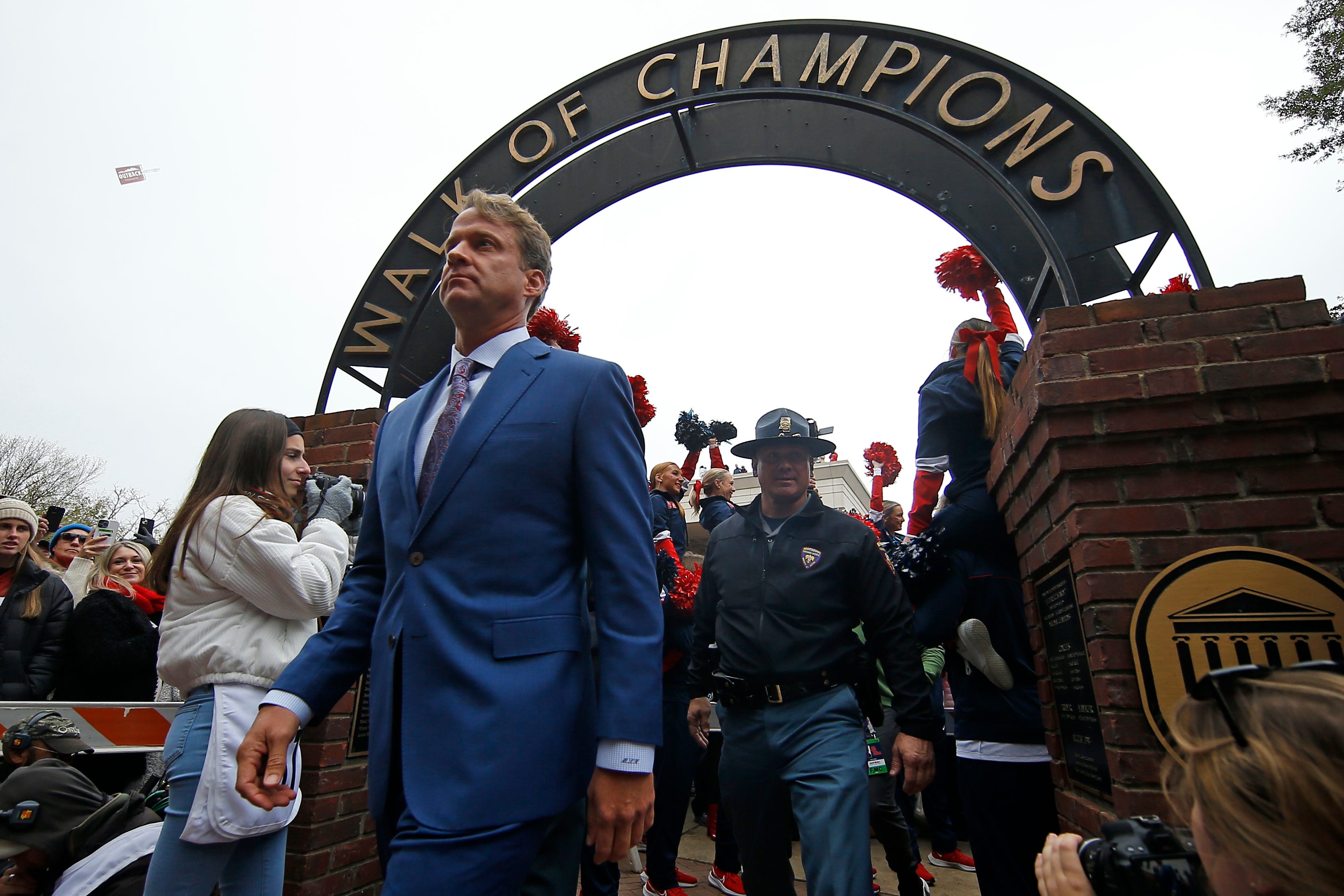 Lane Kiffin salary: Ole Miss football coach's official contract terms