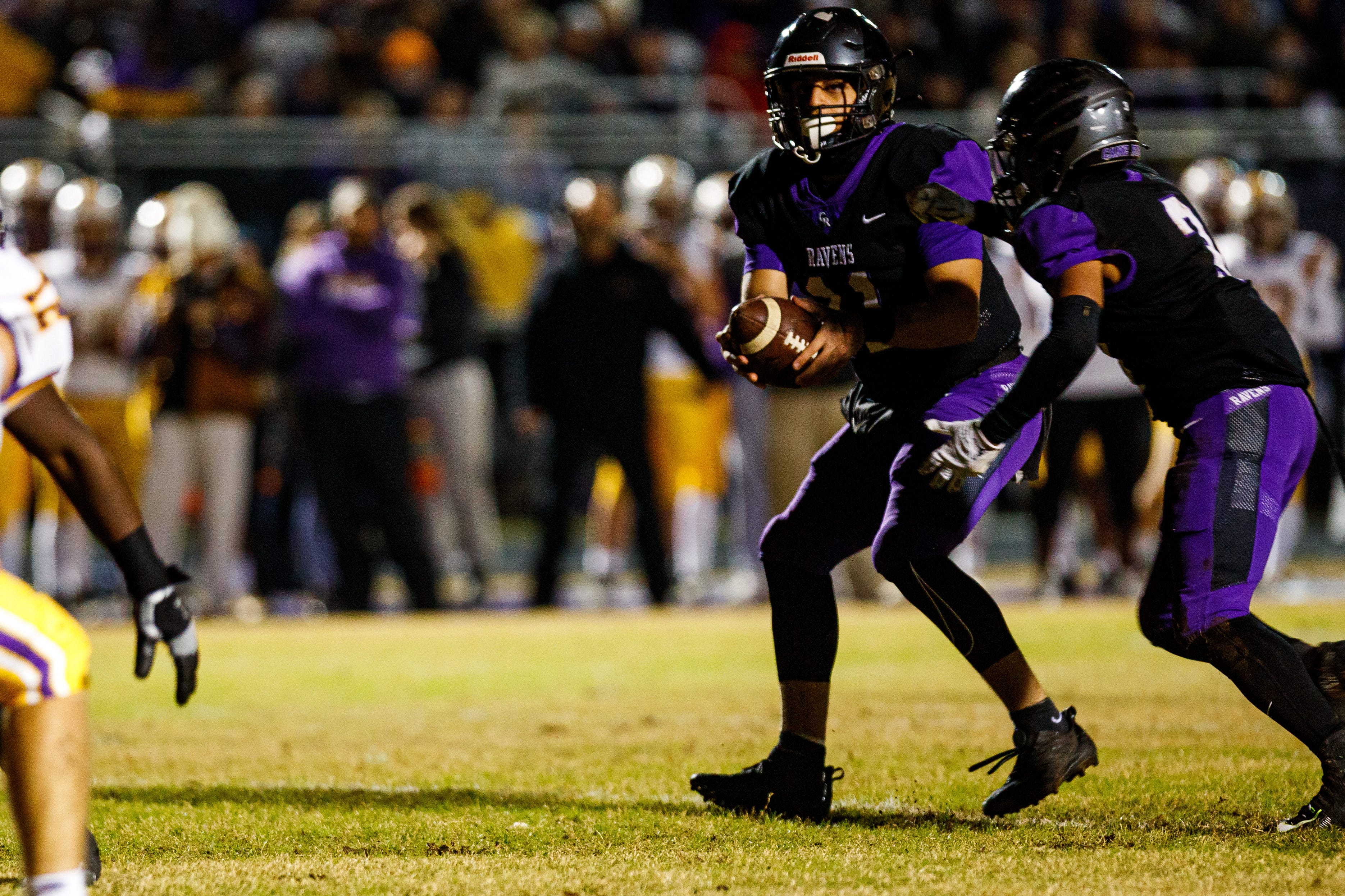 Shivan Abdullah throws 6 touchdowns in Cane Ridge's 6A second-round win