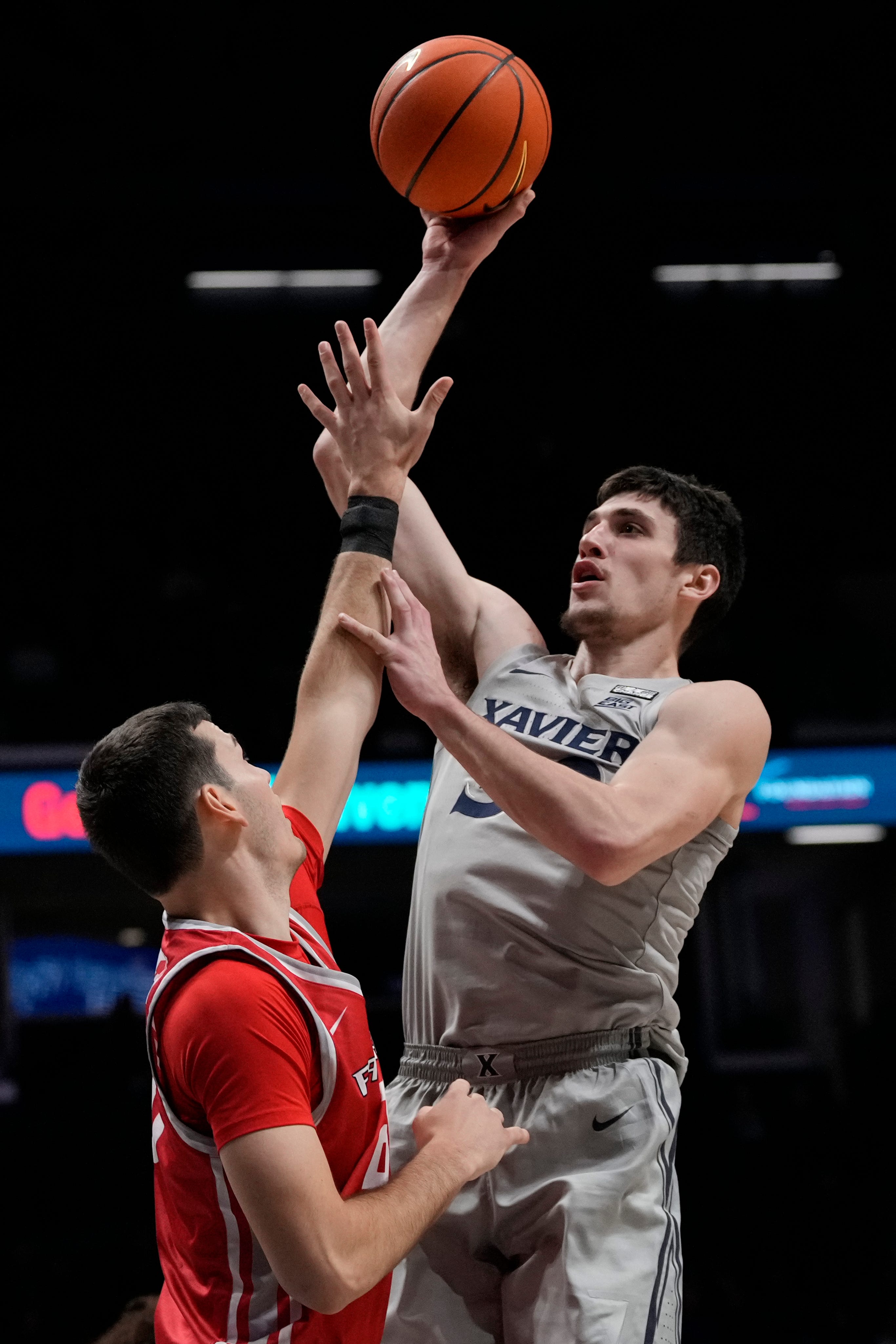 Freemantle's triple-double propels Xavier past Fairfield