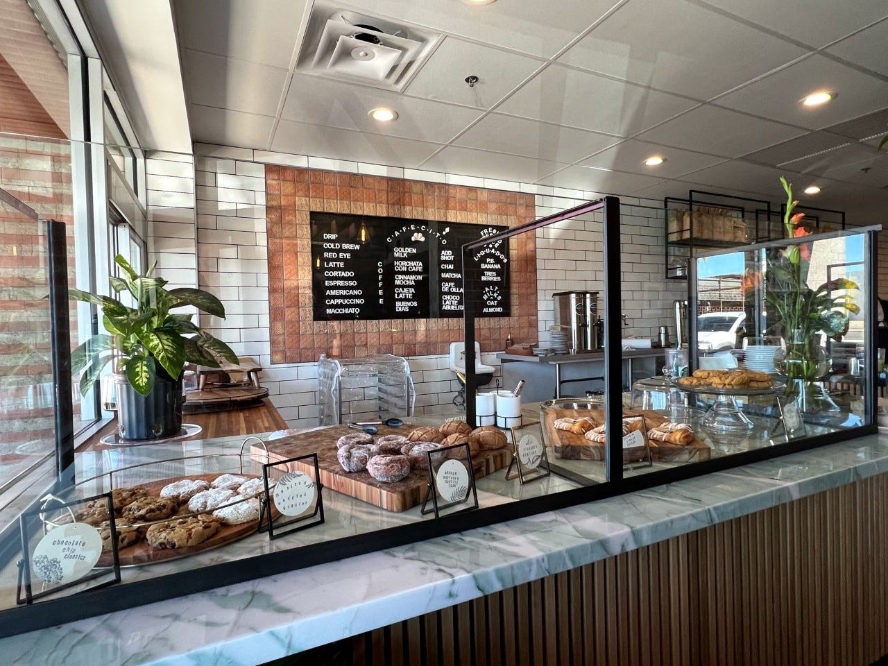 New Phoenix coffee shop Otro Cafecito now open. Here's what to expect