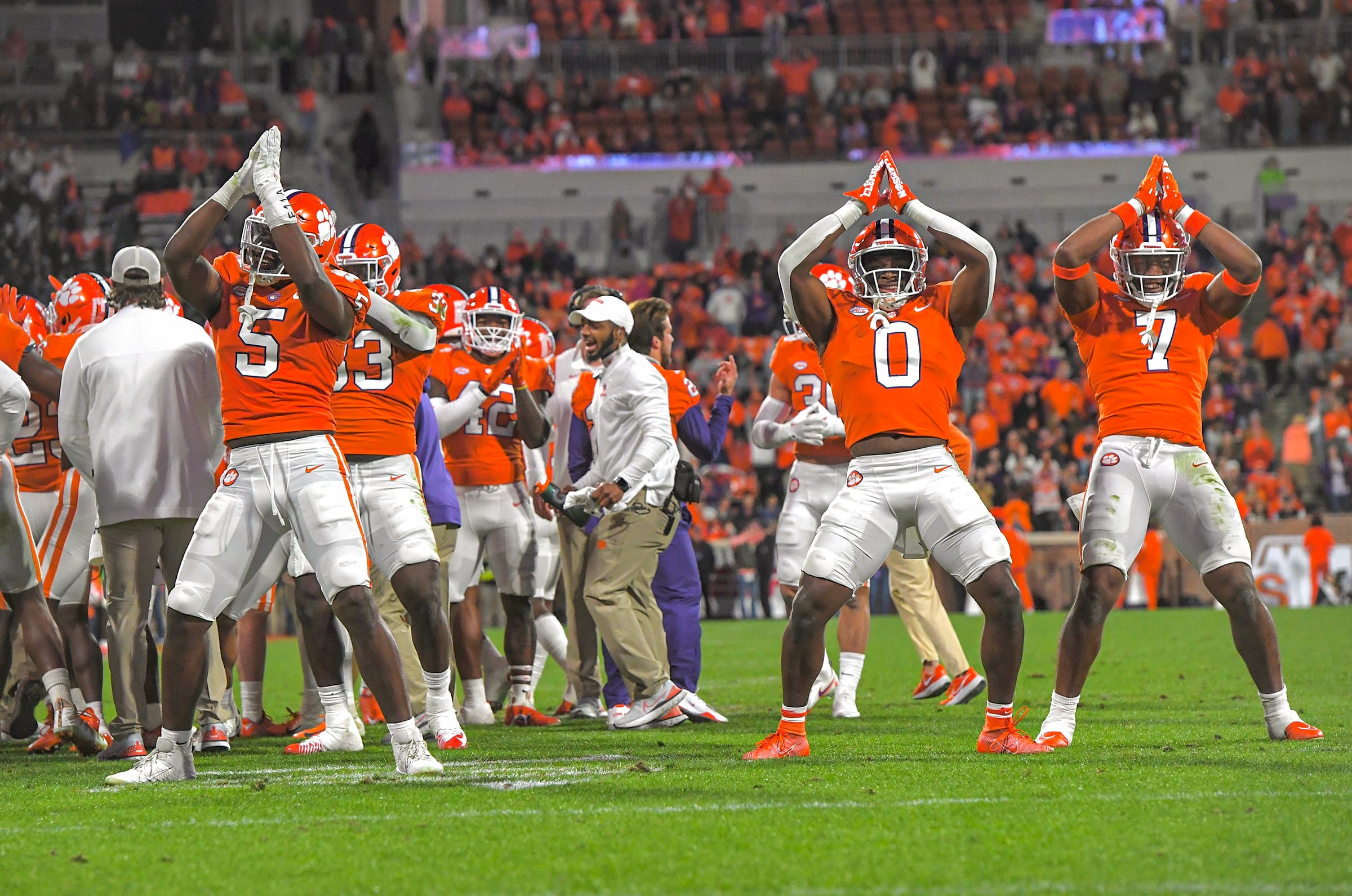 How Clemson football dominated Miami to finish undefeated in ACC