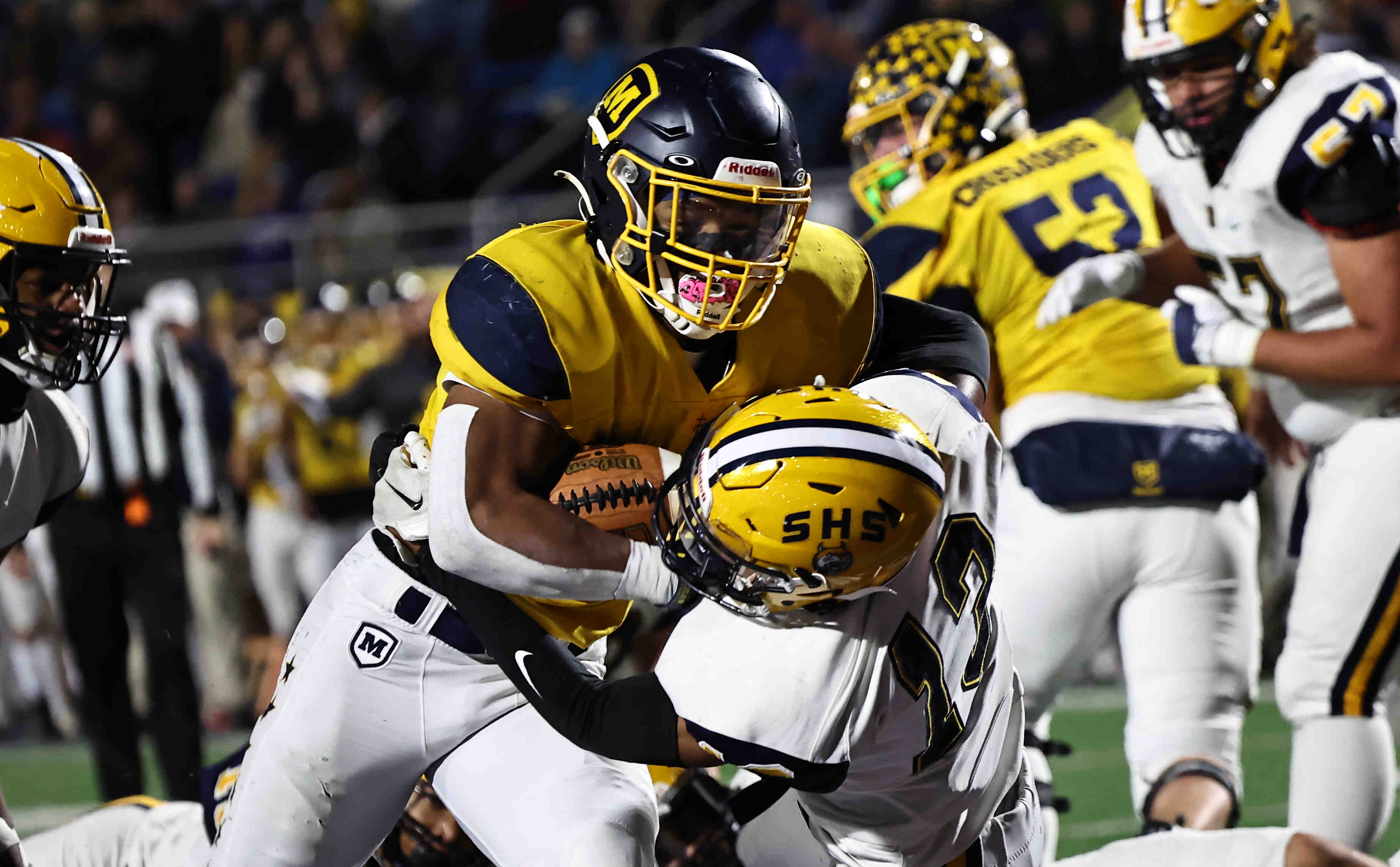 Moeller football surrenders late touchdown, falls to Springfield