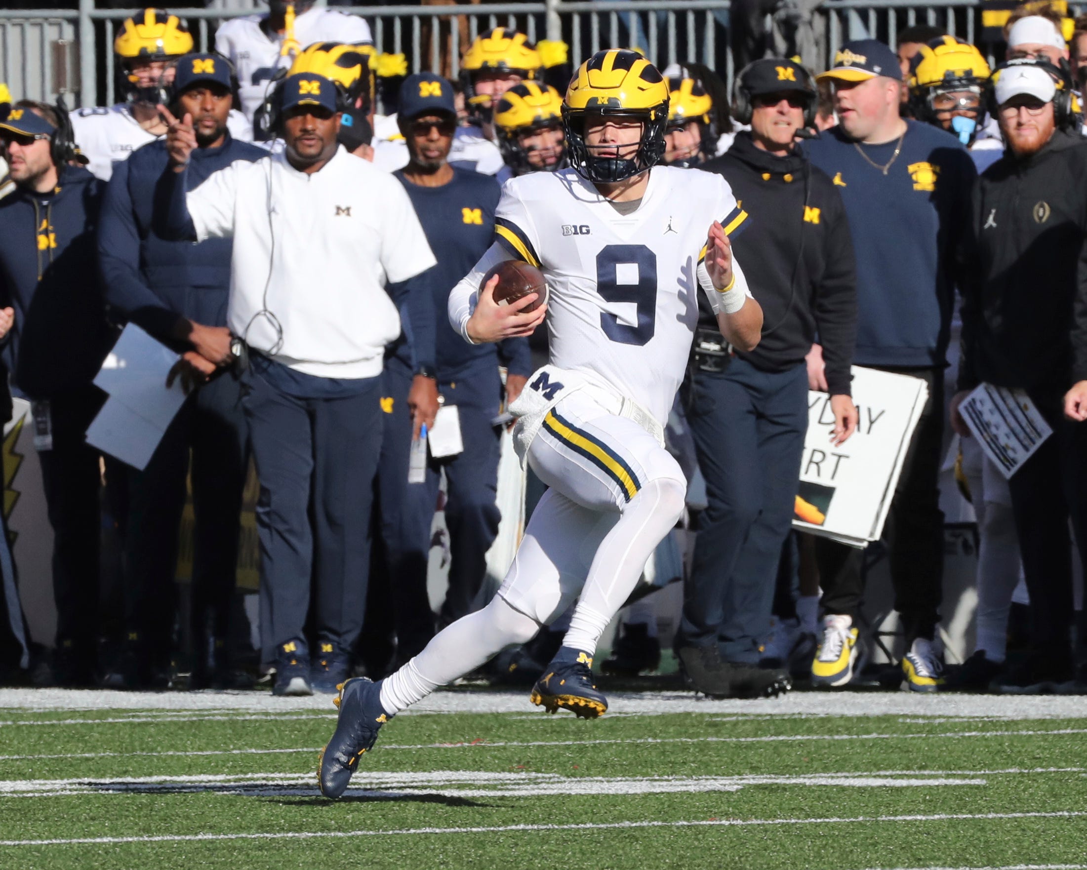 Michigan football QB J.J. McCarthy found himself vs. Ohio State