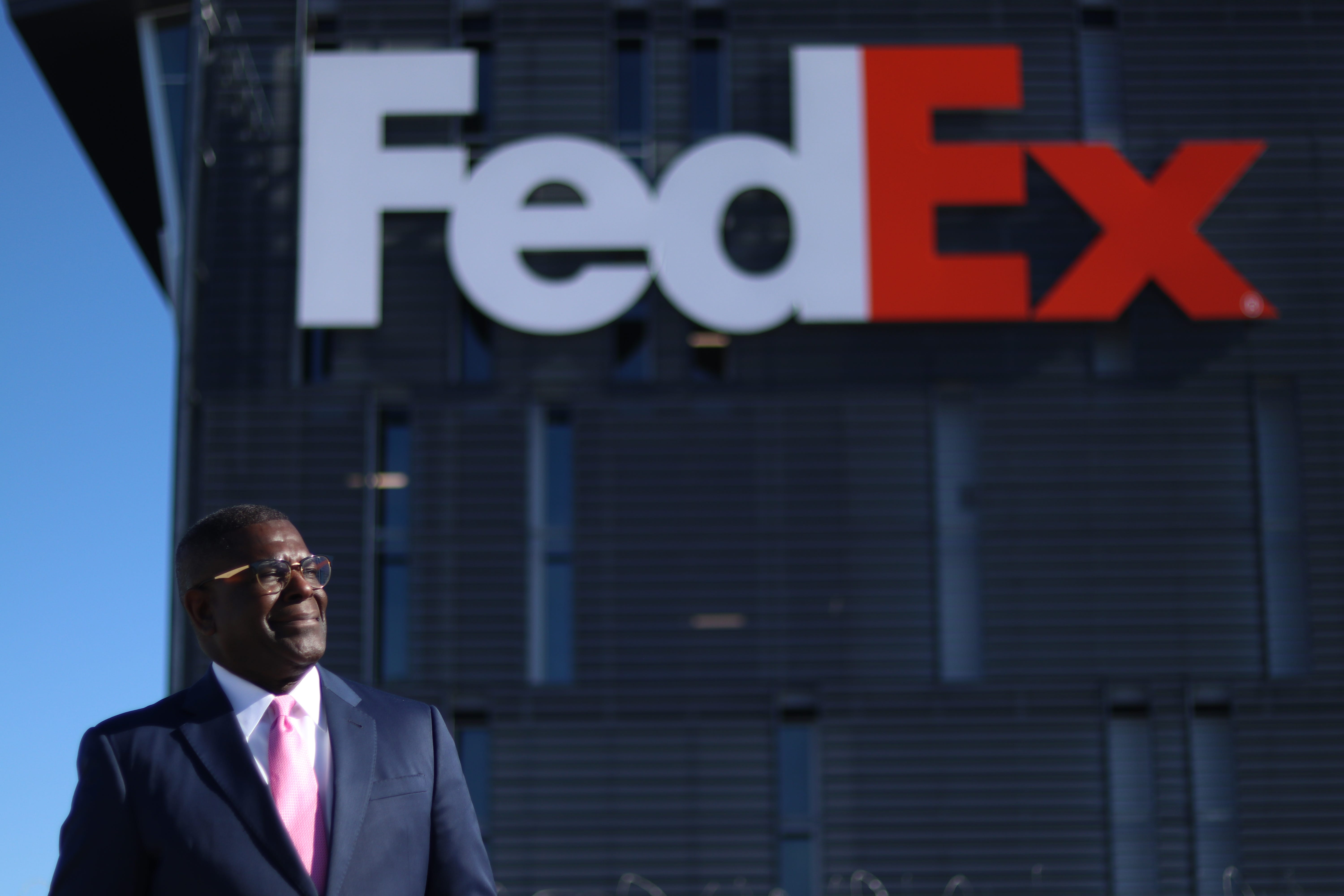 FedEx's Shannon Brown retires after 44 years: A look at his career