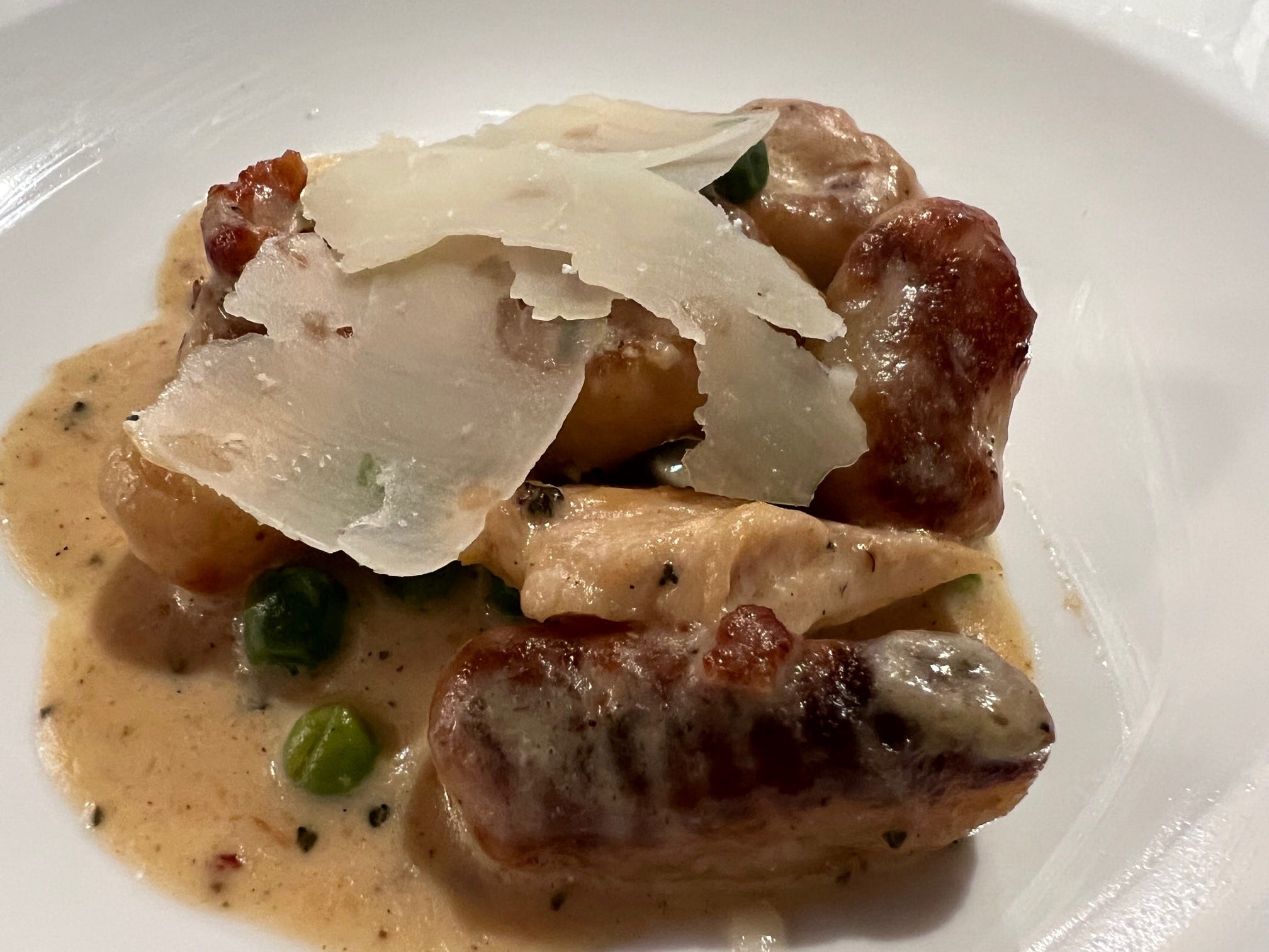 Cooper's Hawk opens in Clive with a wine bar and restaurant