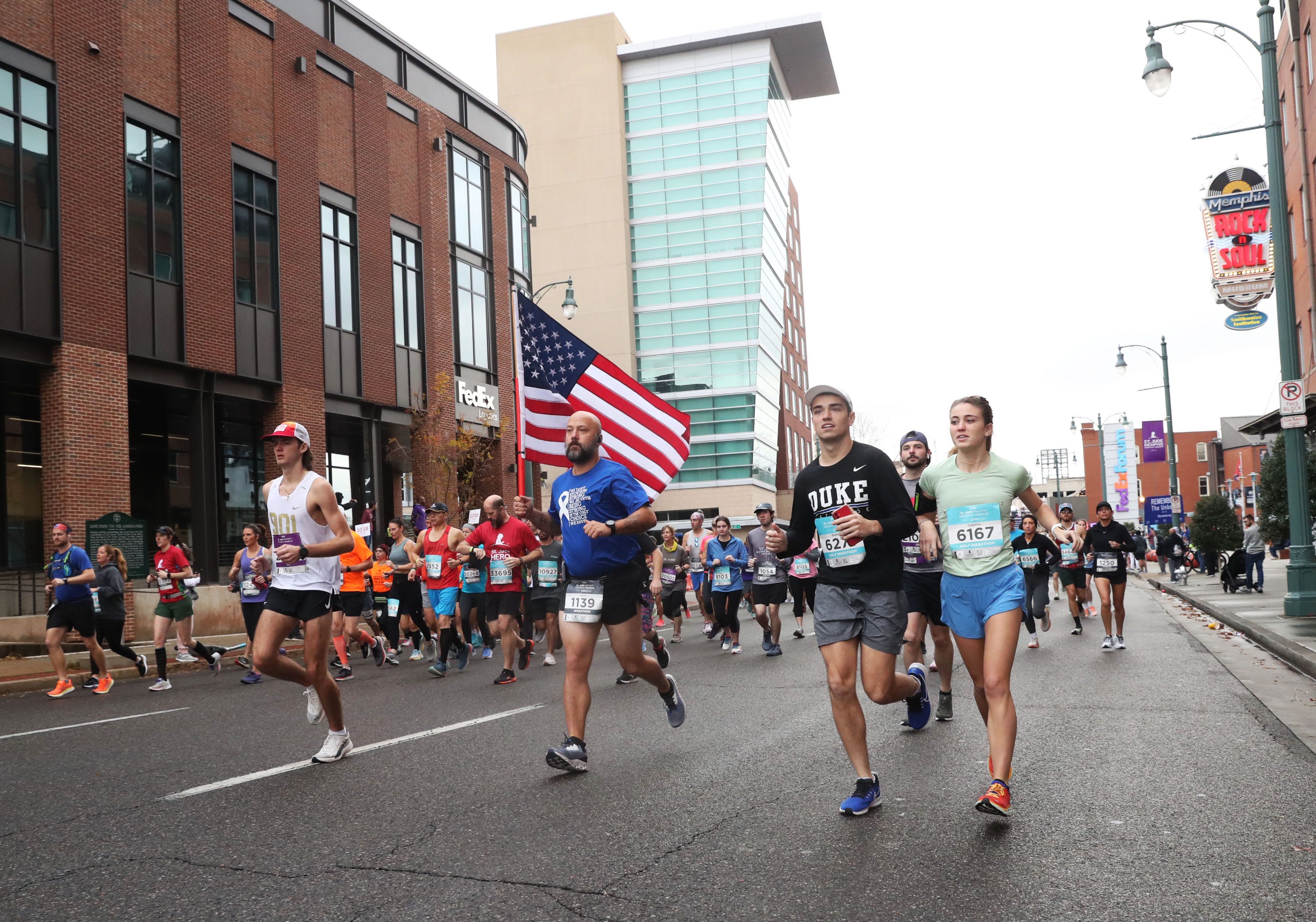 St. Jude Memphis Marathon: 20,000 runners take part in 2022 event