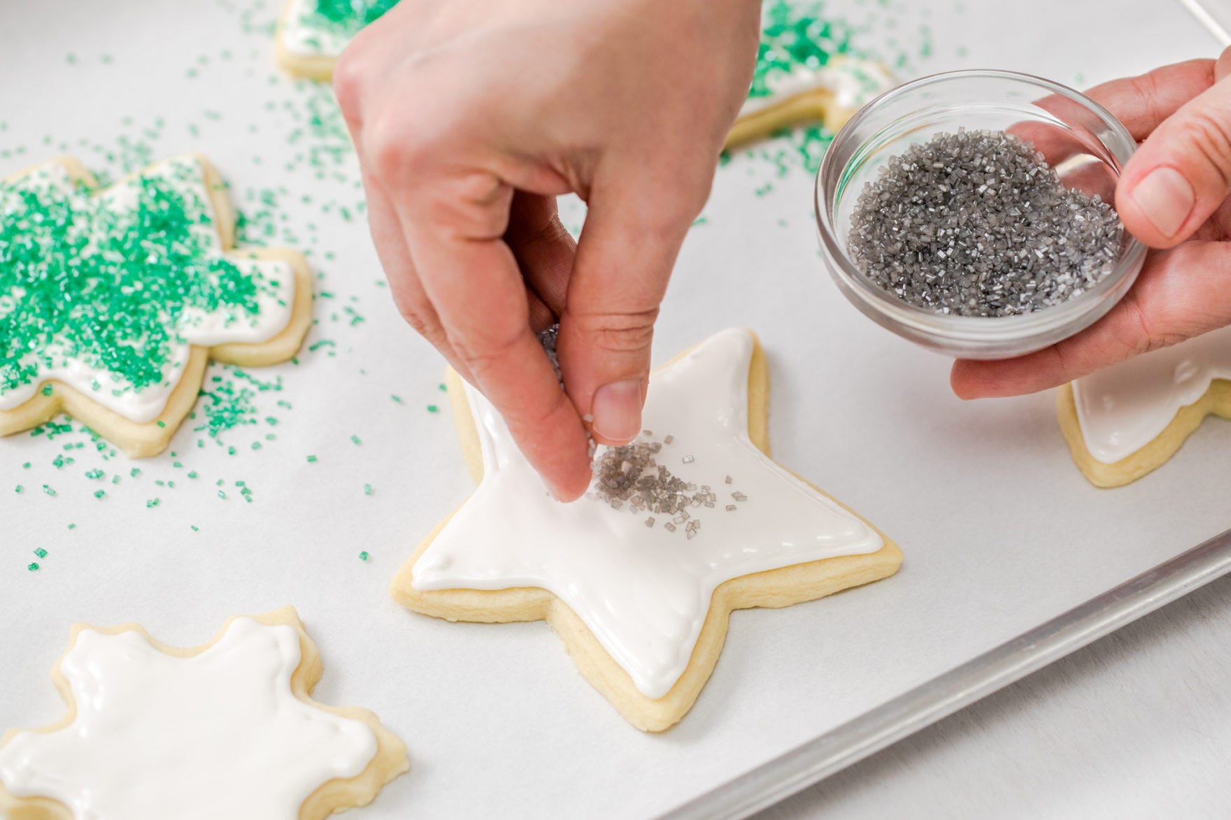 How to make royal icing for the picture-perfect sugar cookie