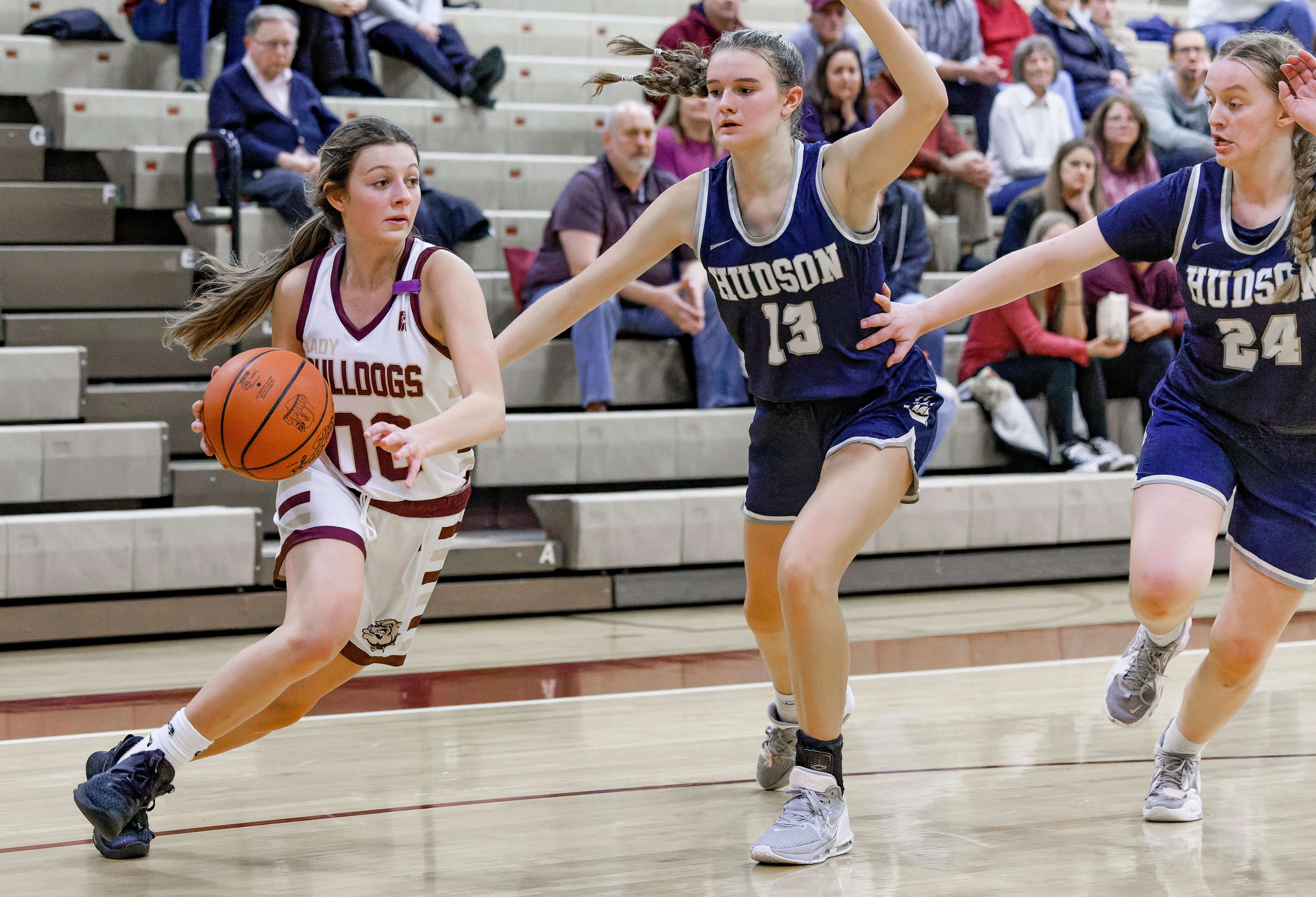 Stow grinds past Wadsworth in another girls basketball classic