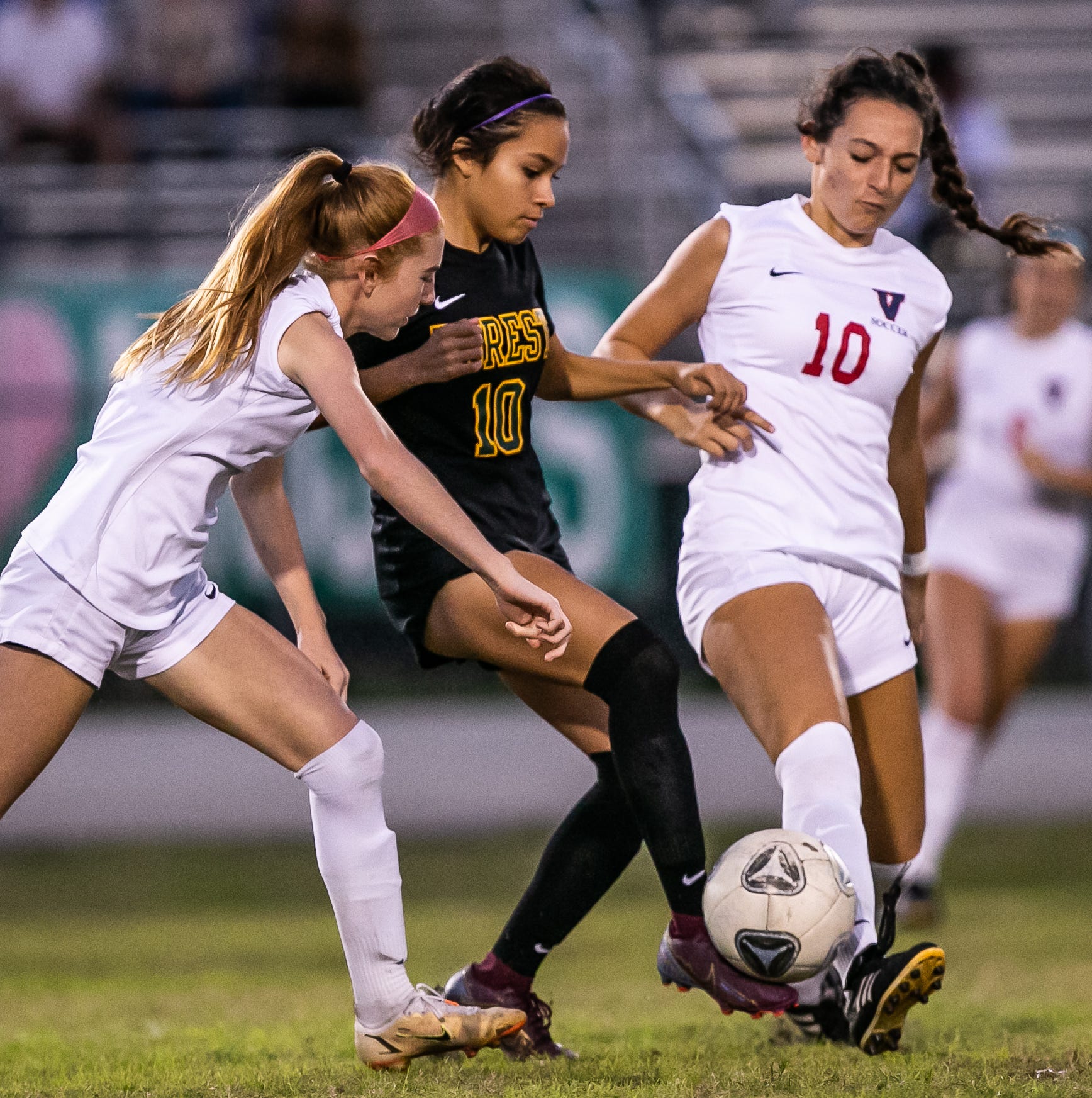 Marion County athlete of the week: Basketball and soccer stars lead