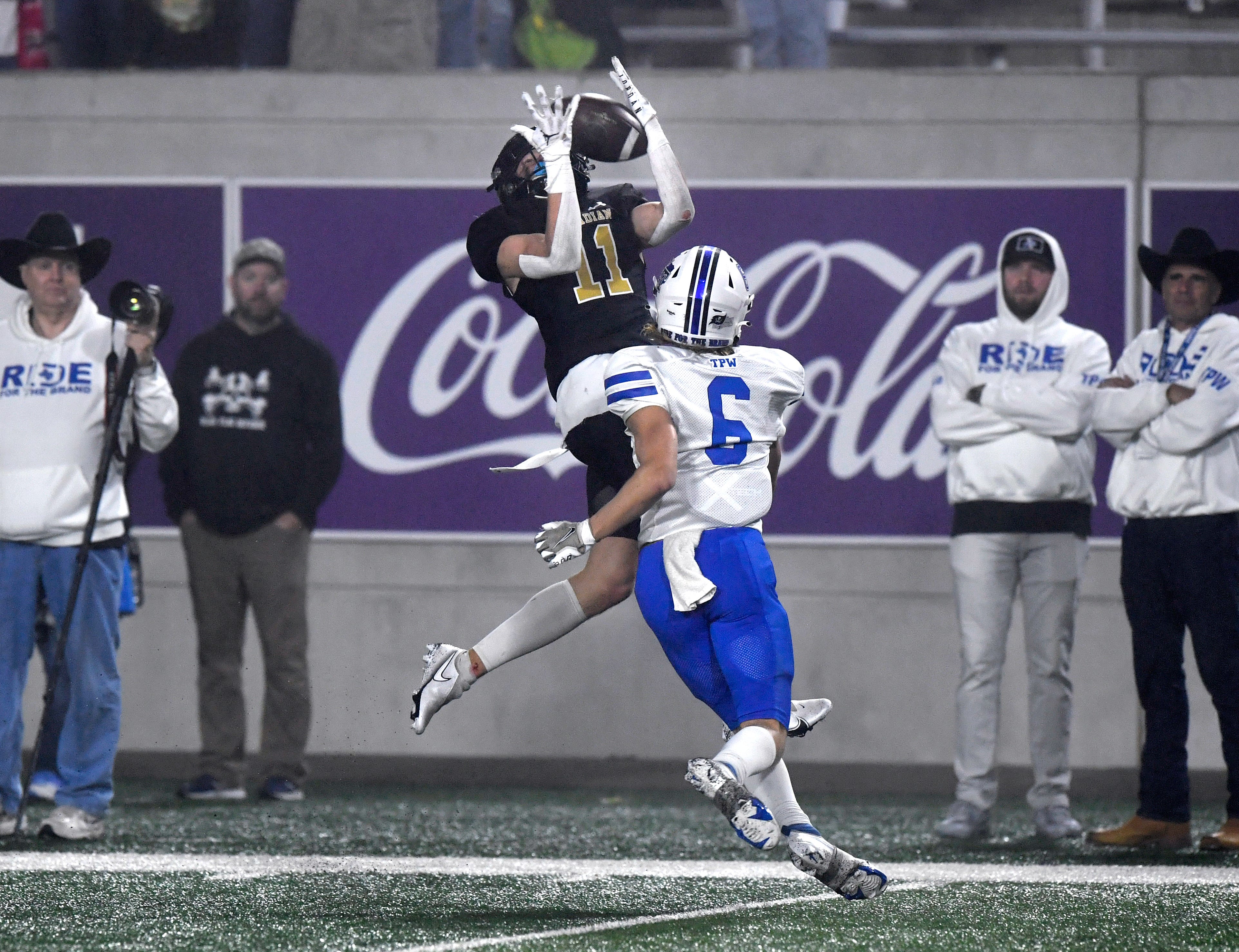 Canadian loses heartbreaking semifinal football game to Gunter, 21-20