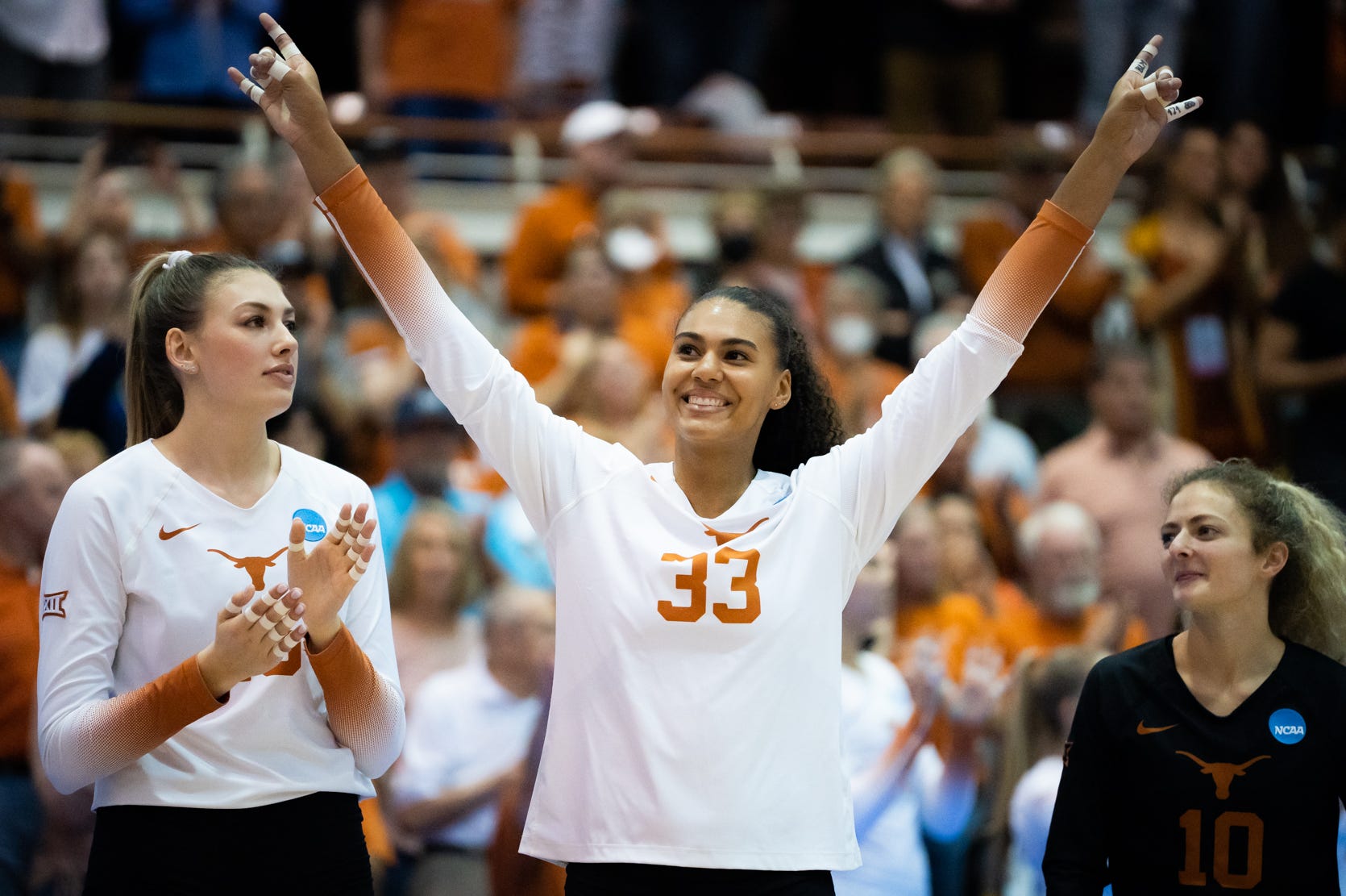 Texas Longhorns volleyball news - Austin American-Statesman
