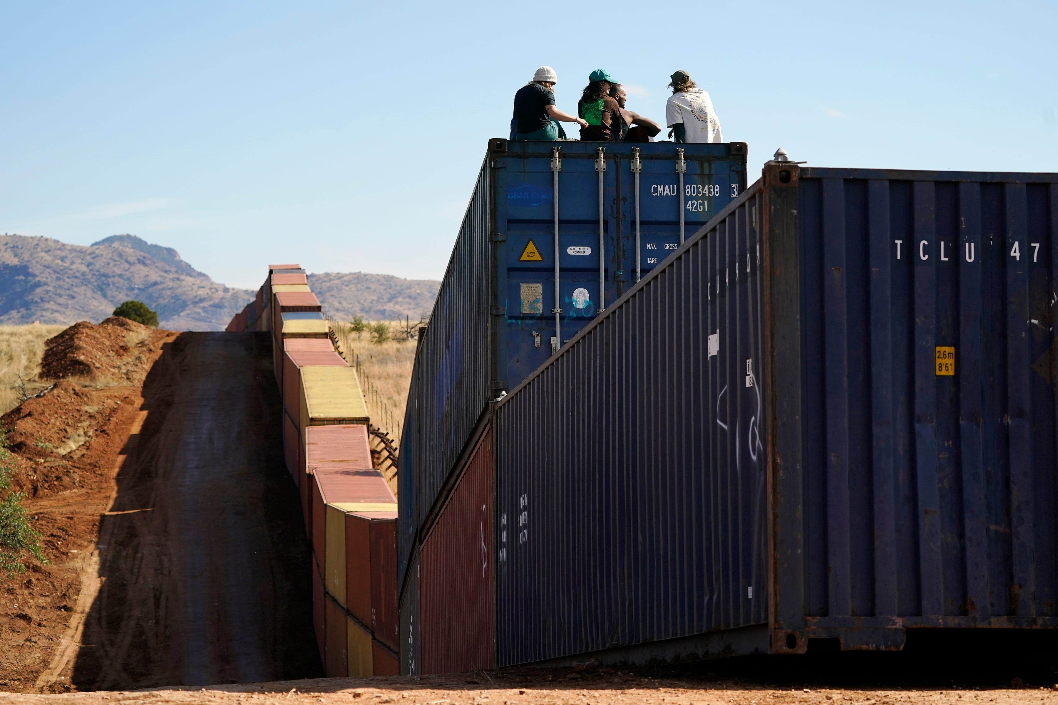 Arizona Gov. Ducey stacks shipping containers on border at term’s end
