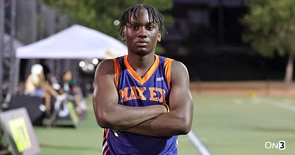 Jacob Oden, 2024 4-star ATH from Harper Woods, picks Michigan football