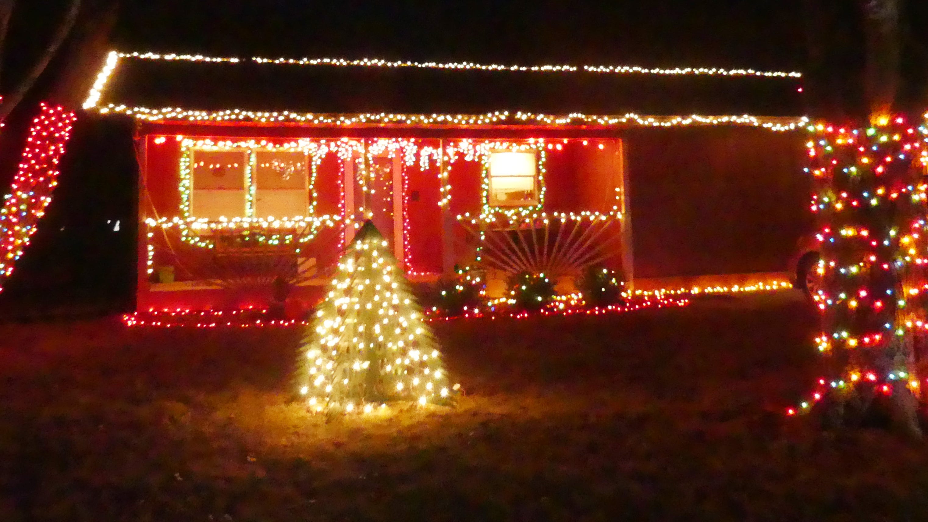 12 year old In Bloomington Spends Allowance On Holiday Light Display 12-year-old-in-bloomington-spends-allowance-on-holiday-light-display