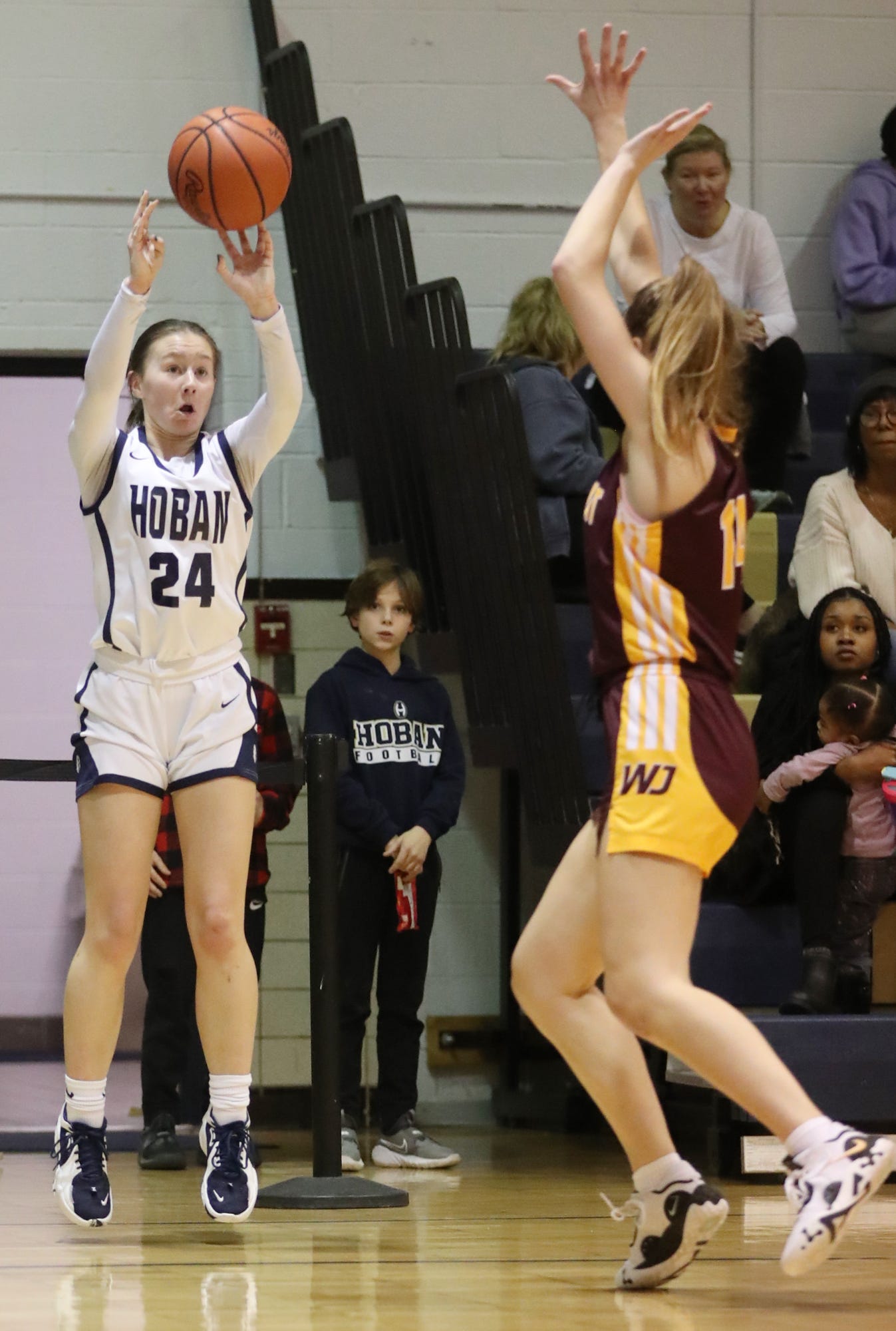 Hoban girls basketball coach Pam Davis having fun with over 600 wins