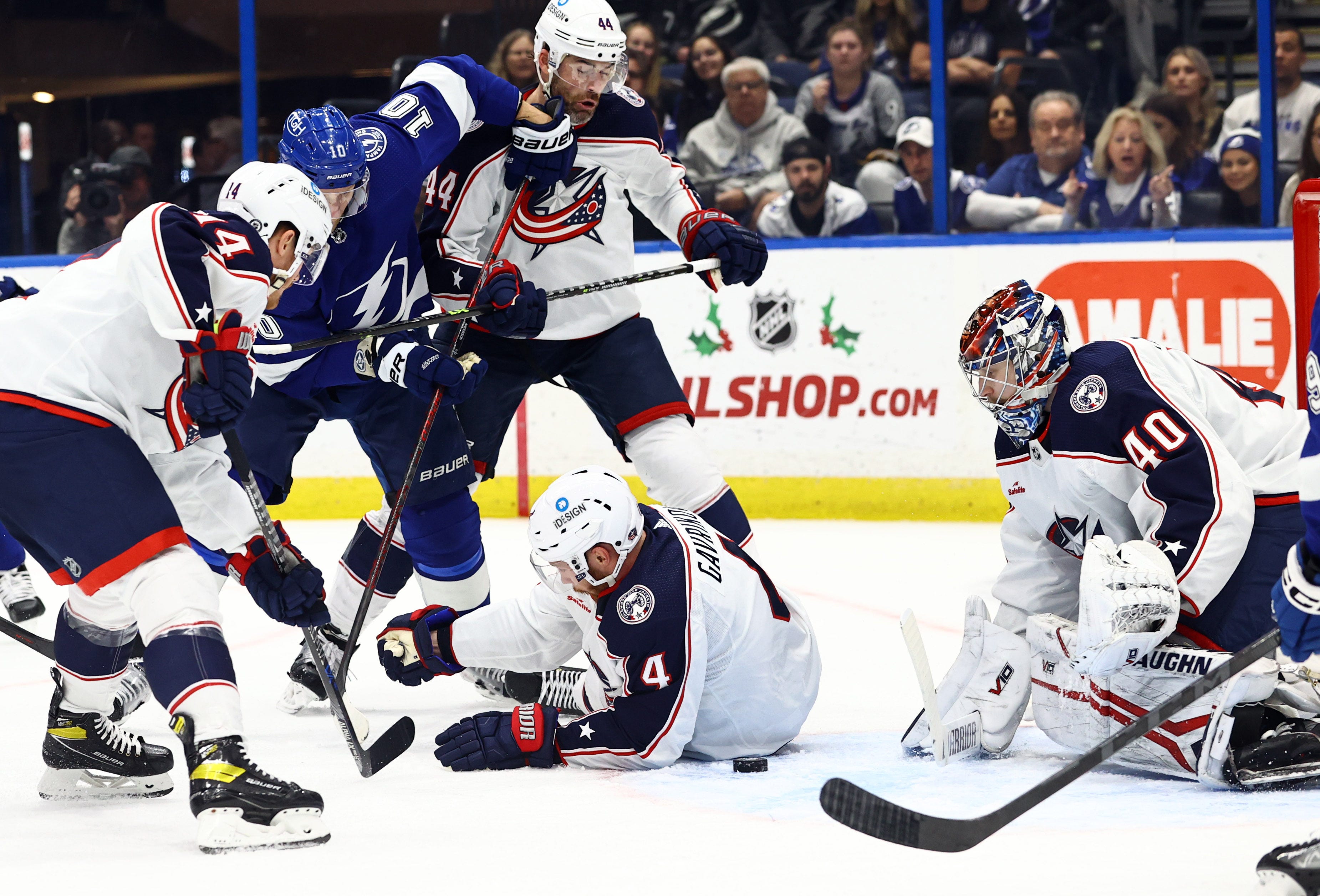 Tampa Bay Lightning strike after Columbus Blue Jackets errors