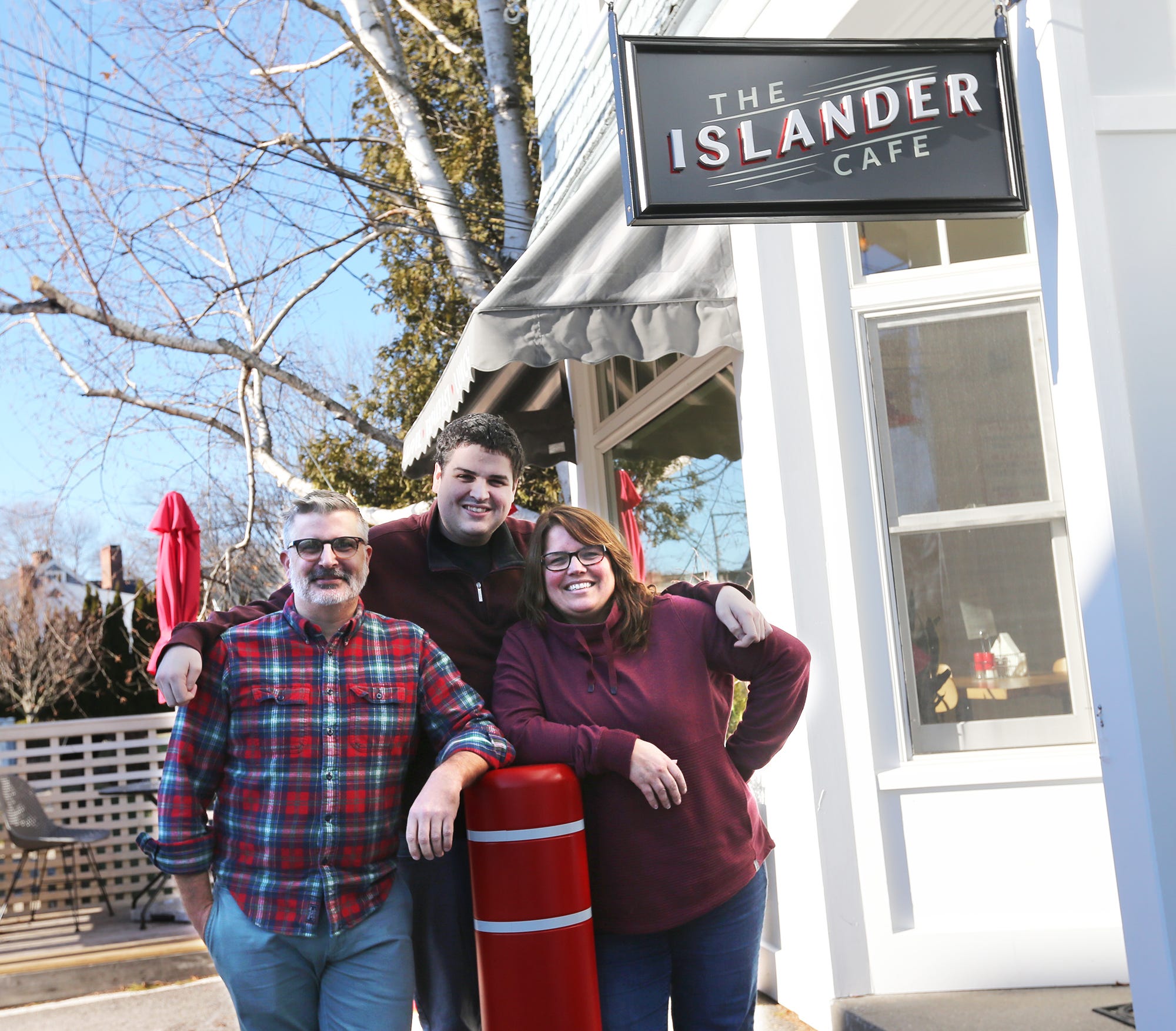 The Islander Café in New Castle NH's new owners also run Lil's Cafe