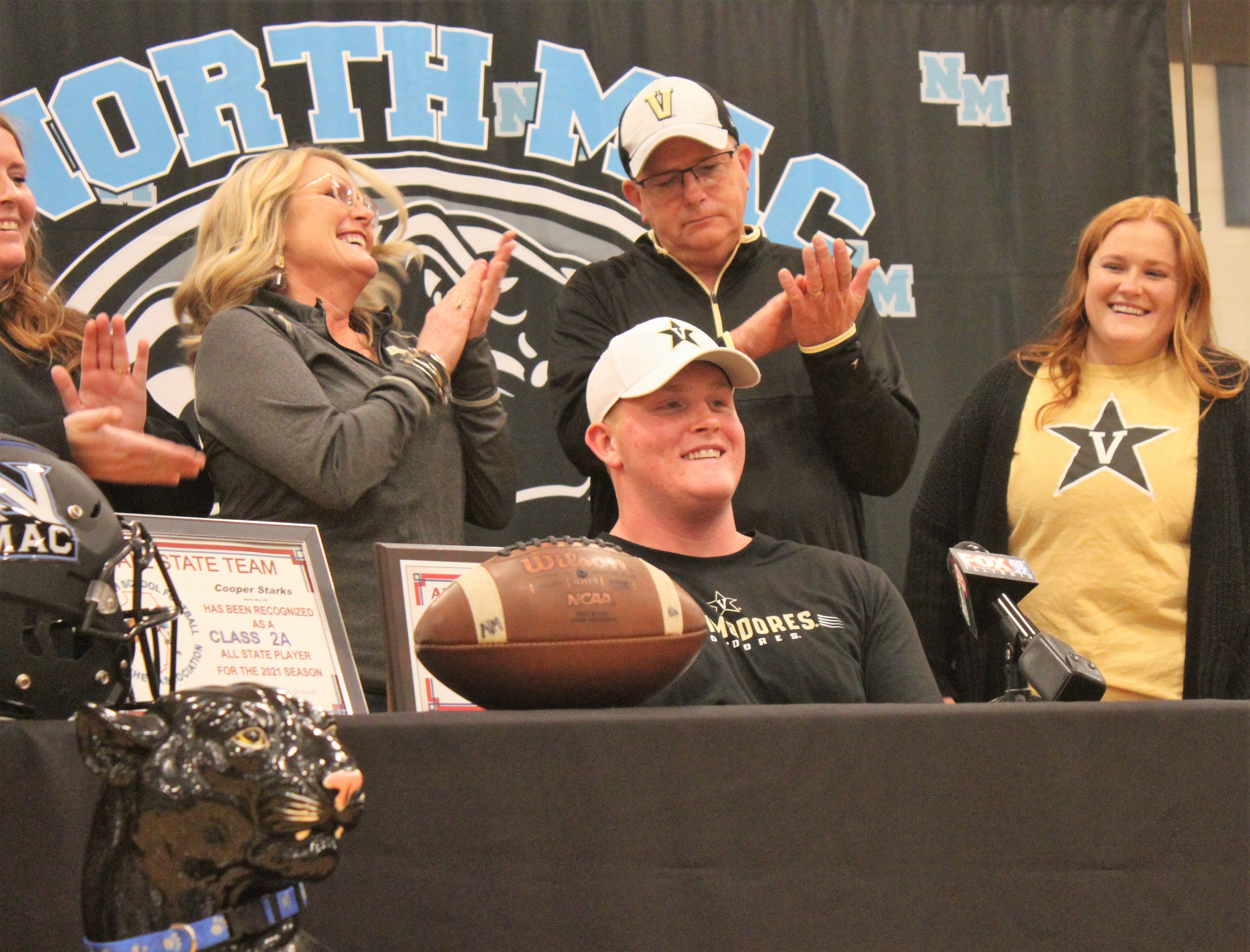 IHSA football: North Mac lineman Cooper Starks signs with Vanderbilt