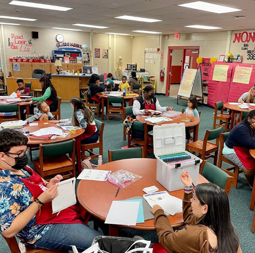 READ USA Jacksonville: Teen tutors needed to help children