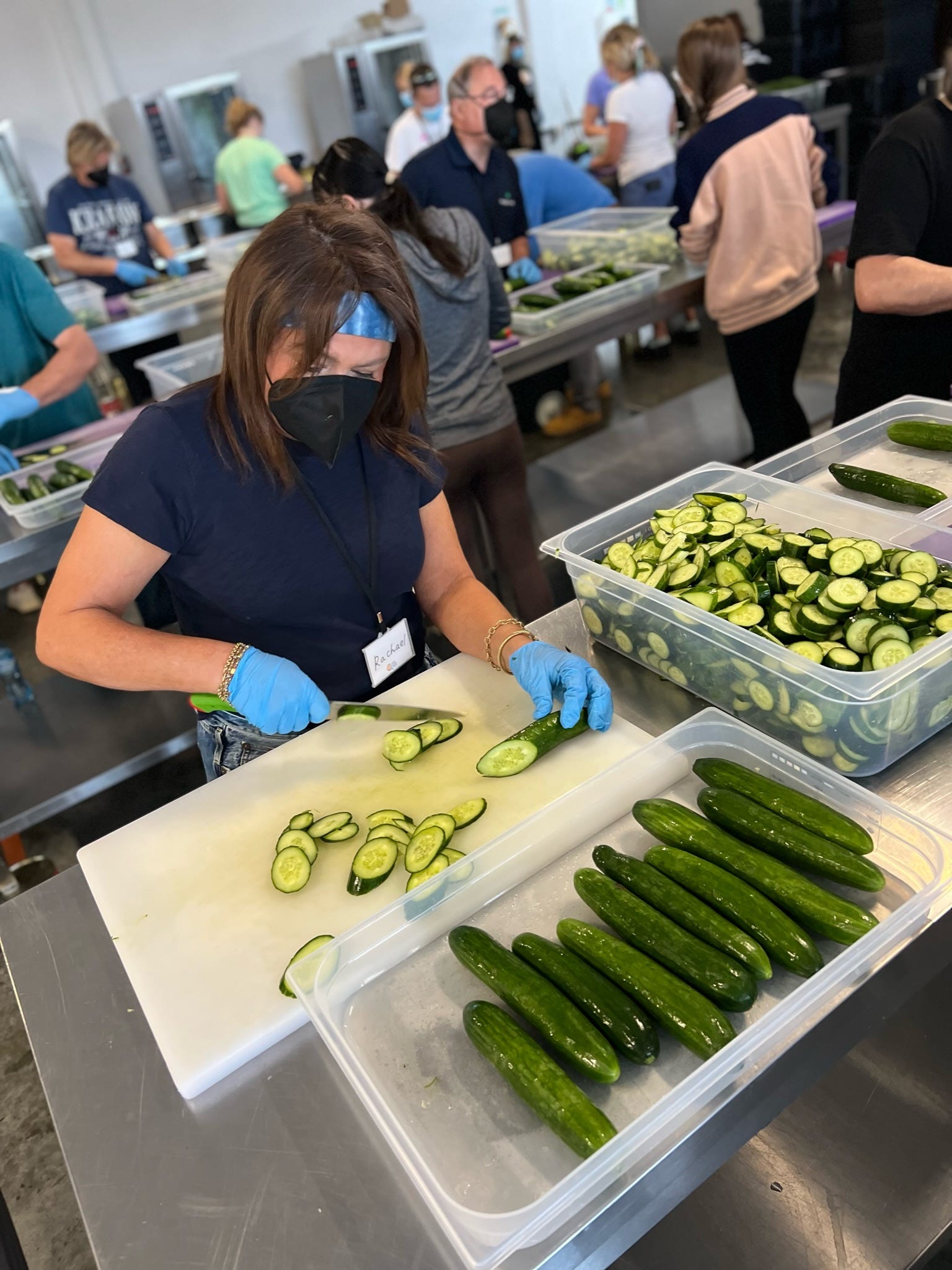 Rachael Ray in Ukraine: War continues, Zelenskyy, Ukrainians need help