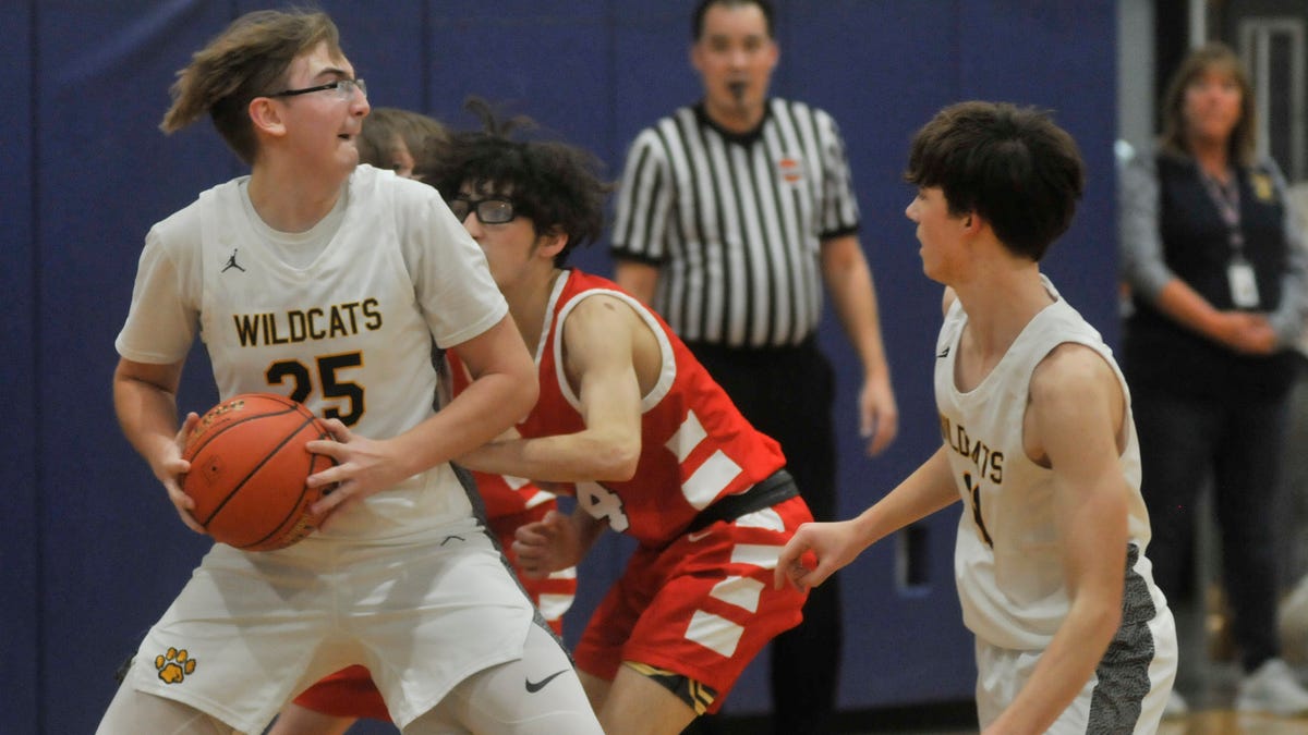 Boys basketball: Marcus Whitman defeats Red Jacket