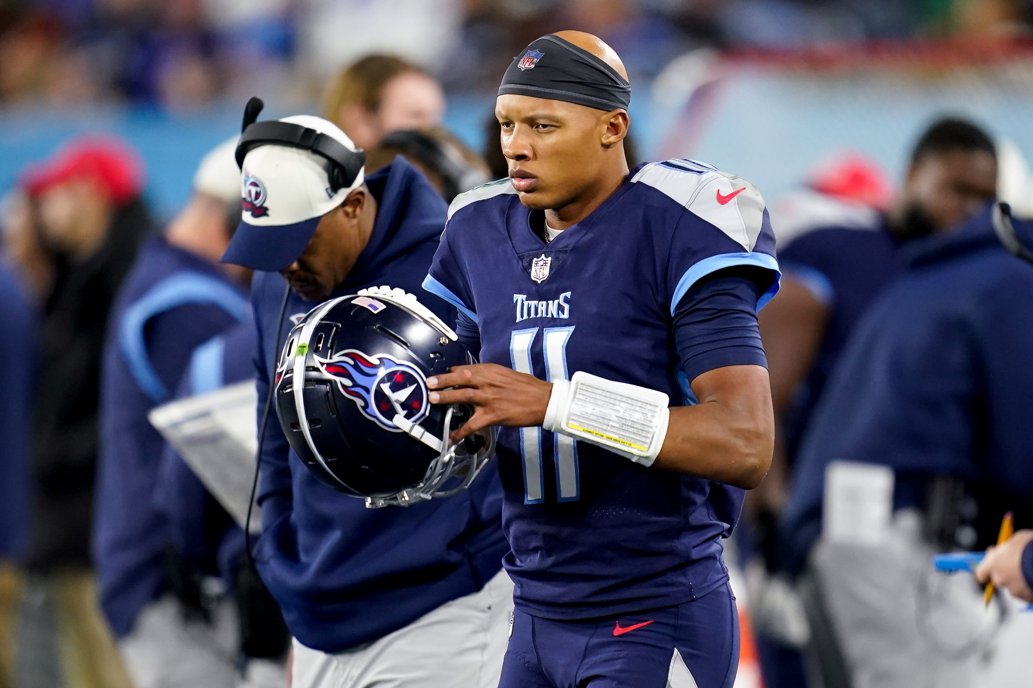 Joshua Dobbs should start for Tennessee Titans vs Jacksonville Jaguars