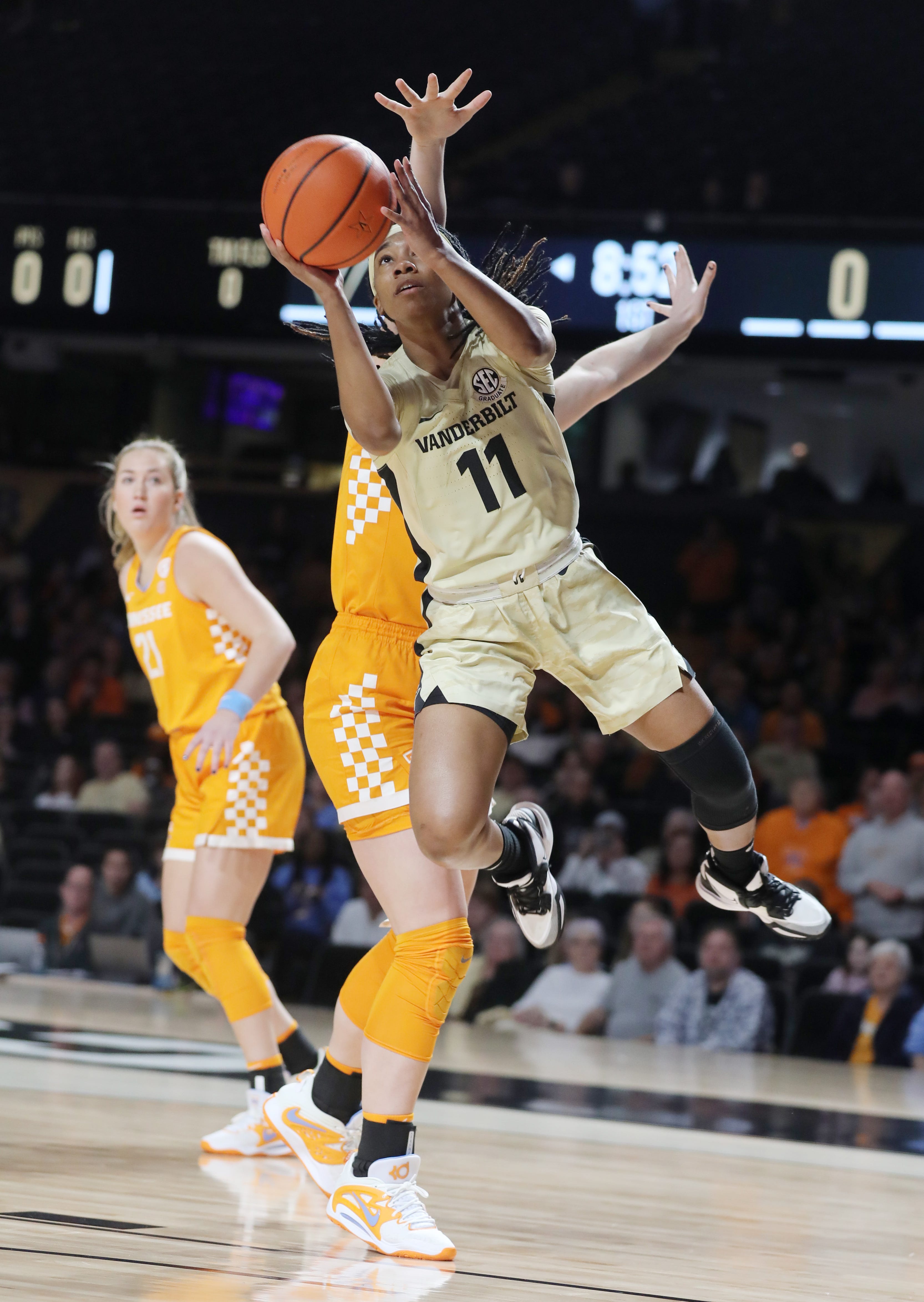 Harbison ties Vanderbilt women's basketball single-game scoring record