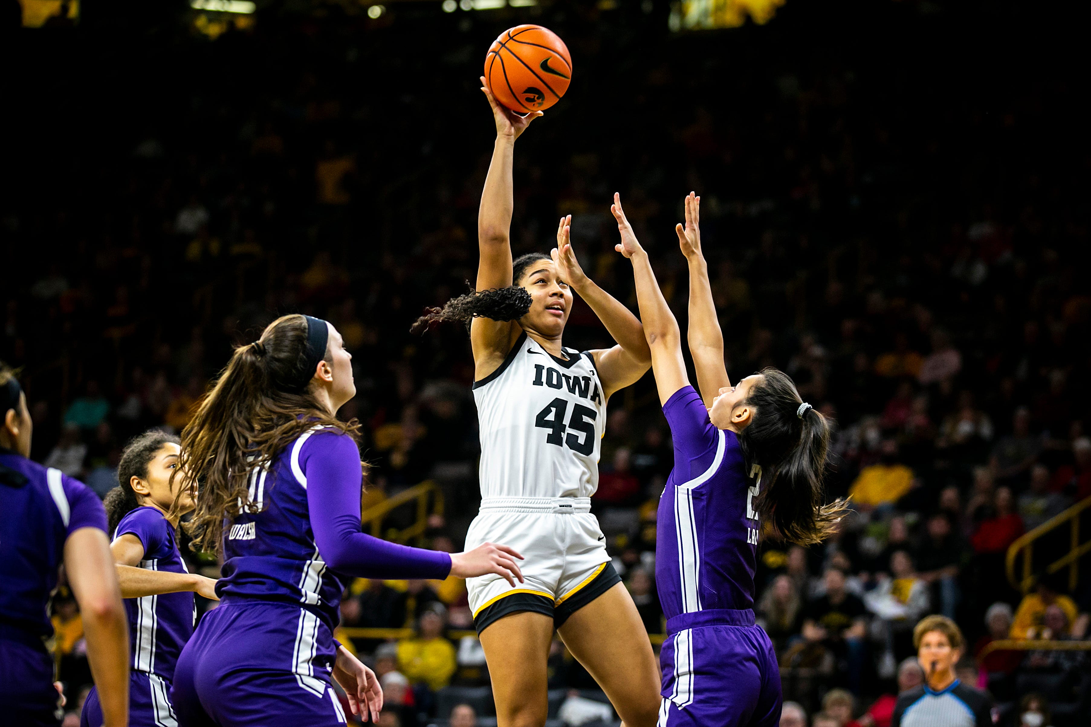 Hannah Stuelke showcases more growth in Iowa's win over Northwestern