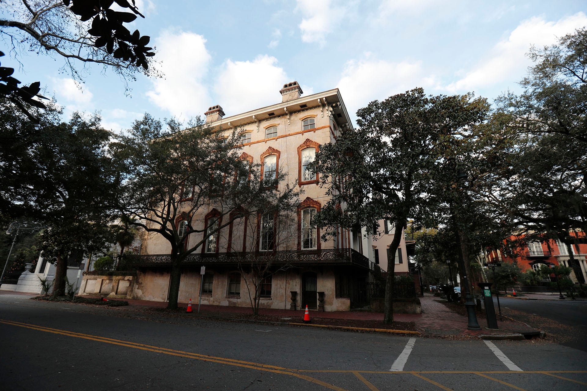 Ralston College, Savannah Classics school, faces accreditation deadline