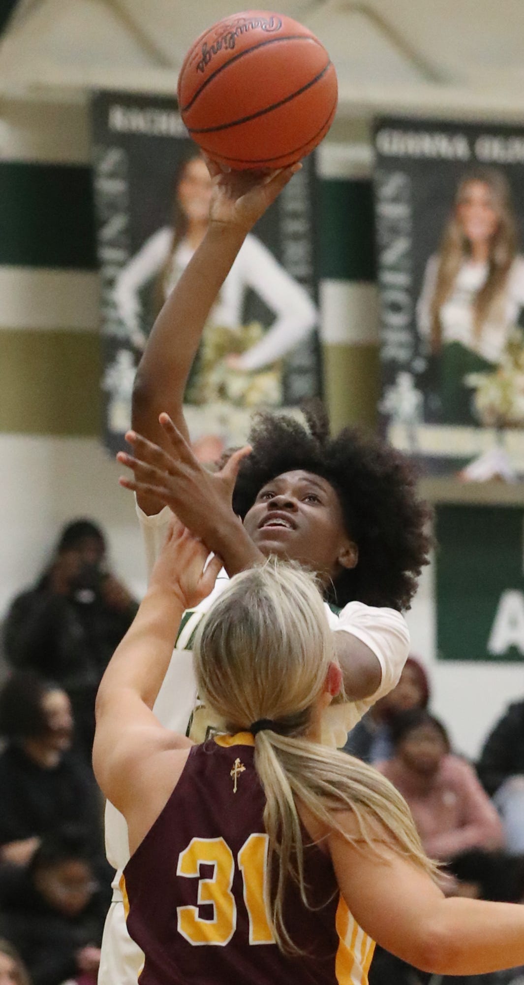 Akron, Ohio high school basketball scores last night