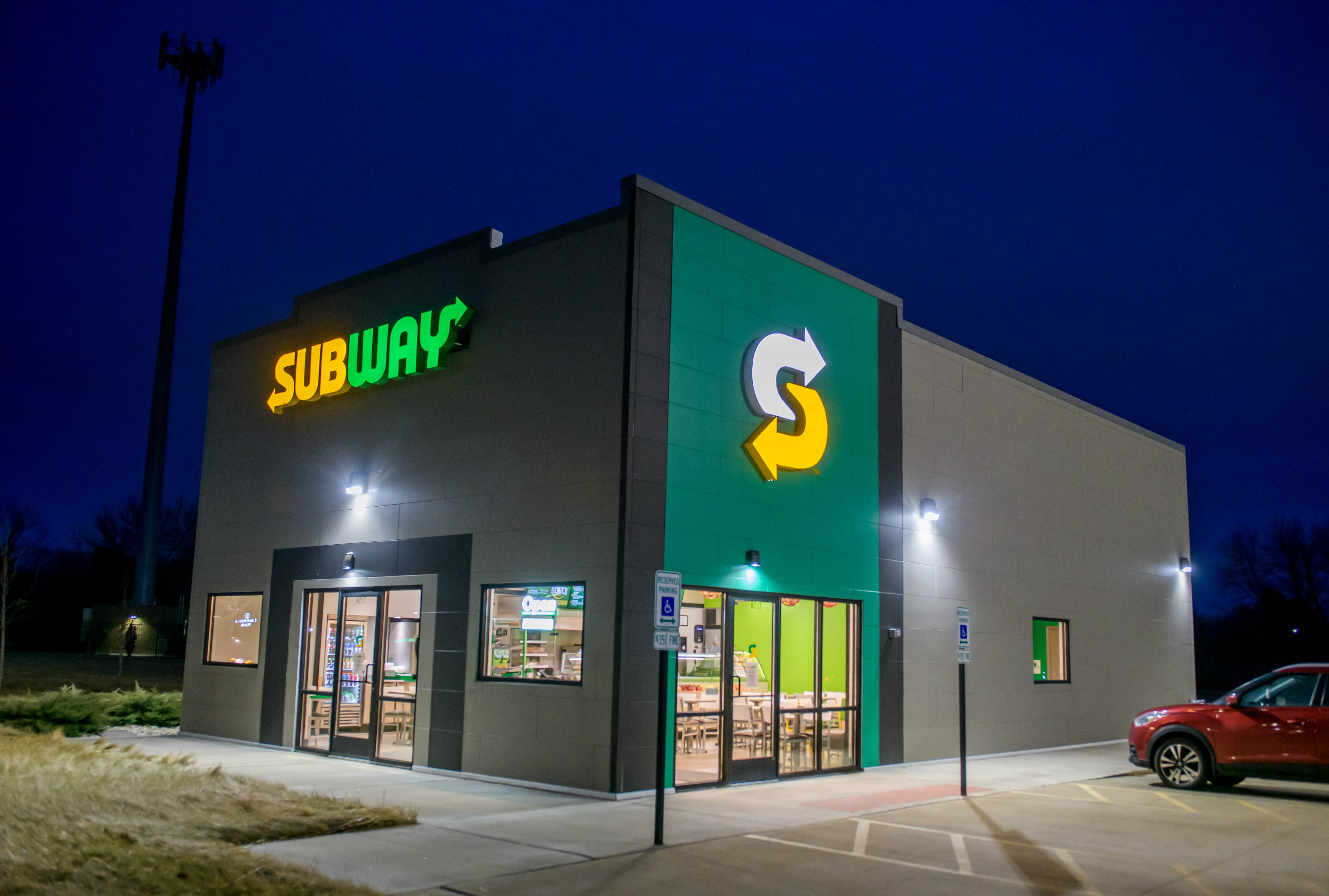 Subway locations in Peoria reopen after temporary closures