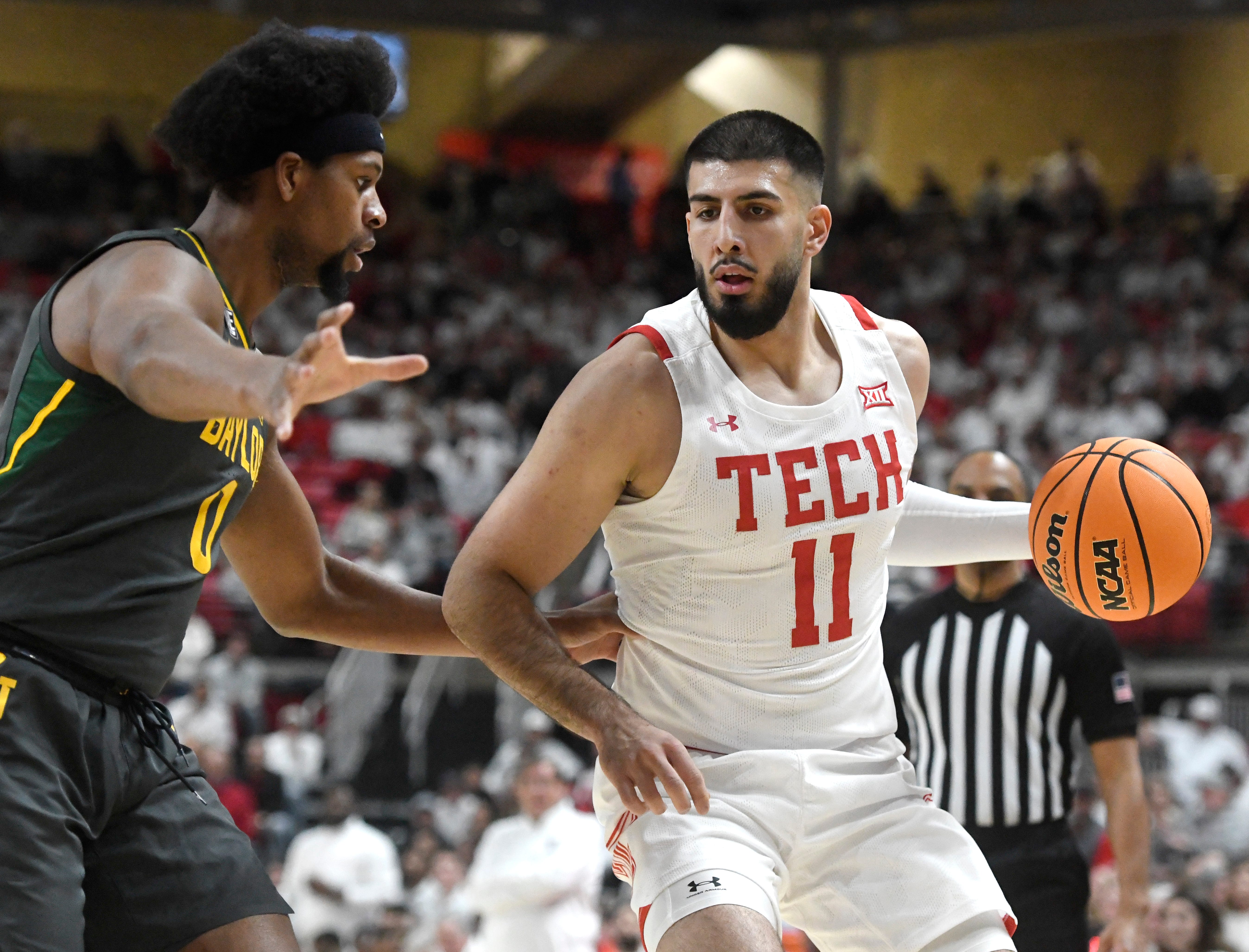 Texas Tech's Fardaws Aimaq garners first start, upstaged by Keyonte ...