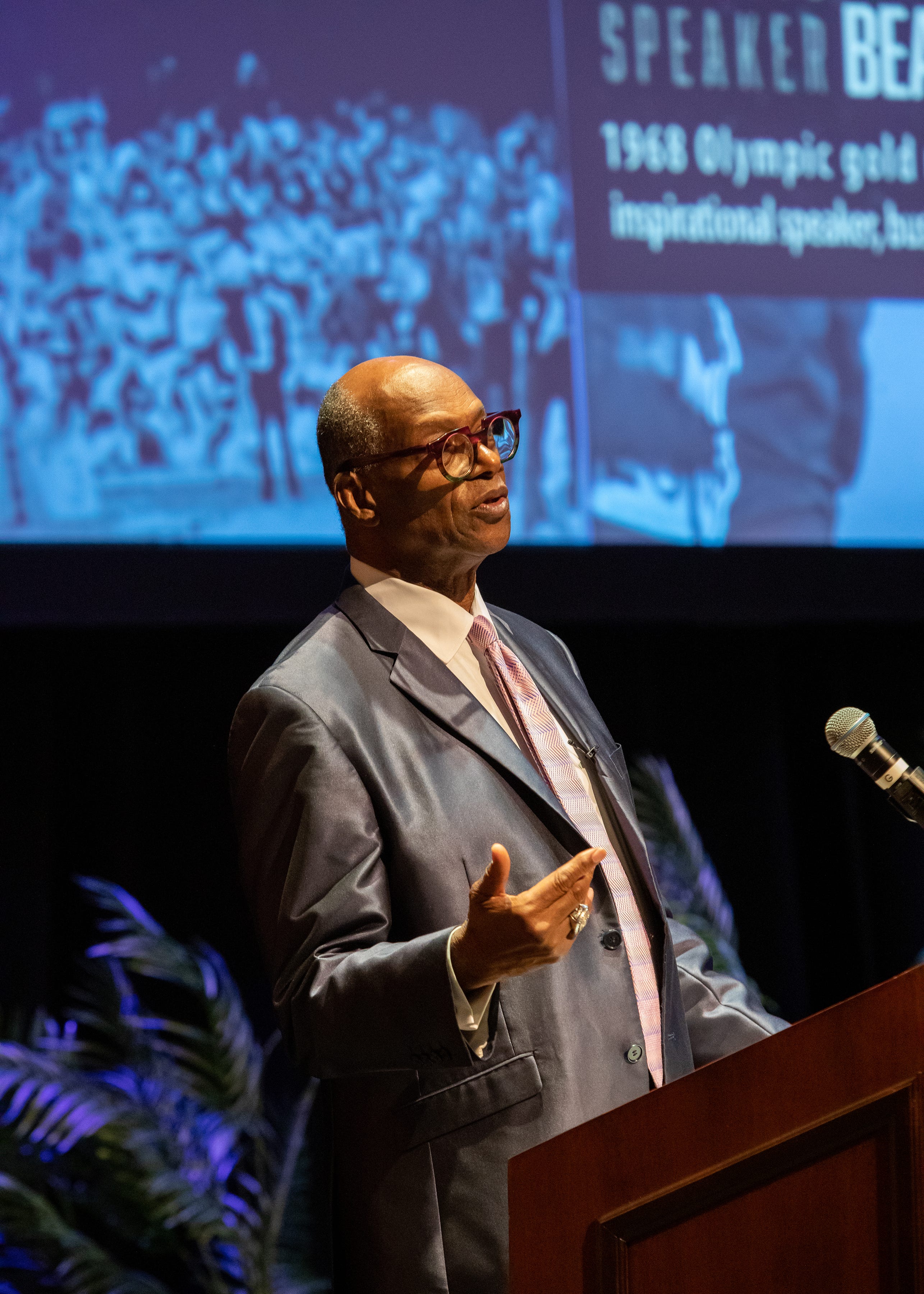 Bob Beamon takes on Ron DeSantis during MLK celebration event